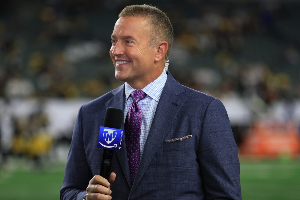 Who Are the Bills-Texans Announcers? A Look at Amazon Prime Video's TNF ...