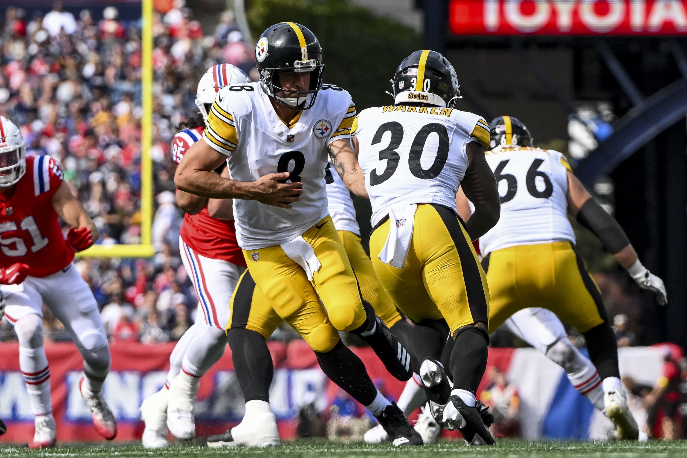 Steelers Announce Aaron Rodgers, Jaylen Warren Injury Updates on ...