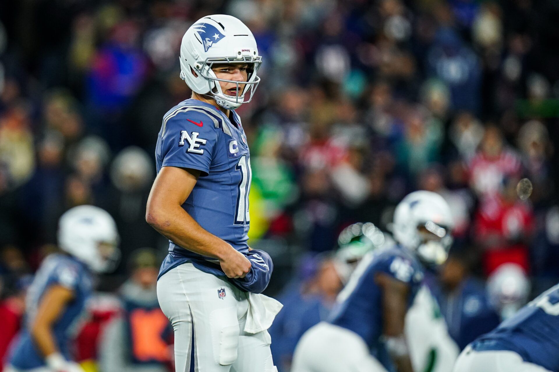 Patriots QB Drake Maye Offers Super Humble Answer After Receiving ...