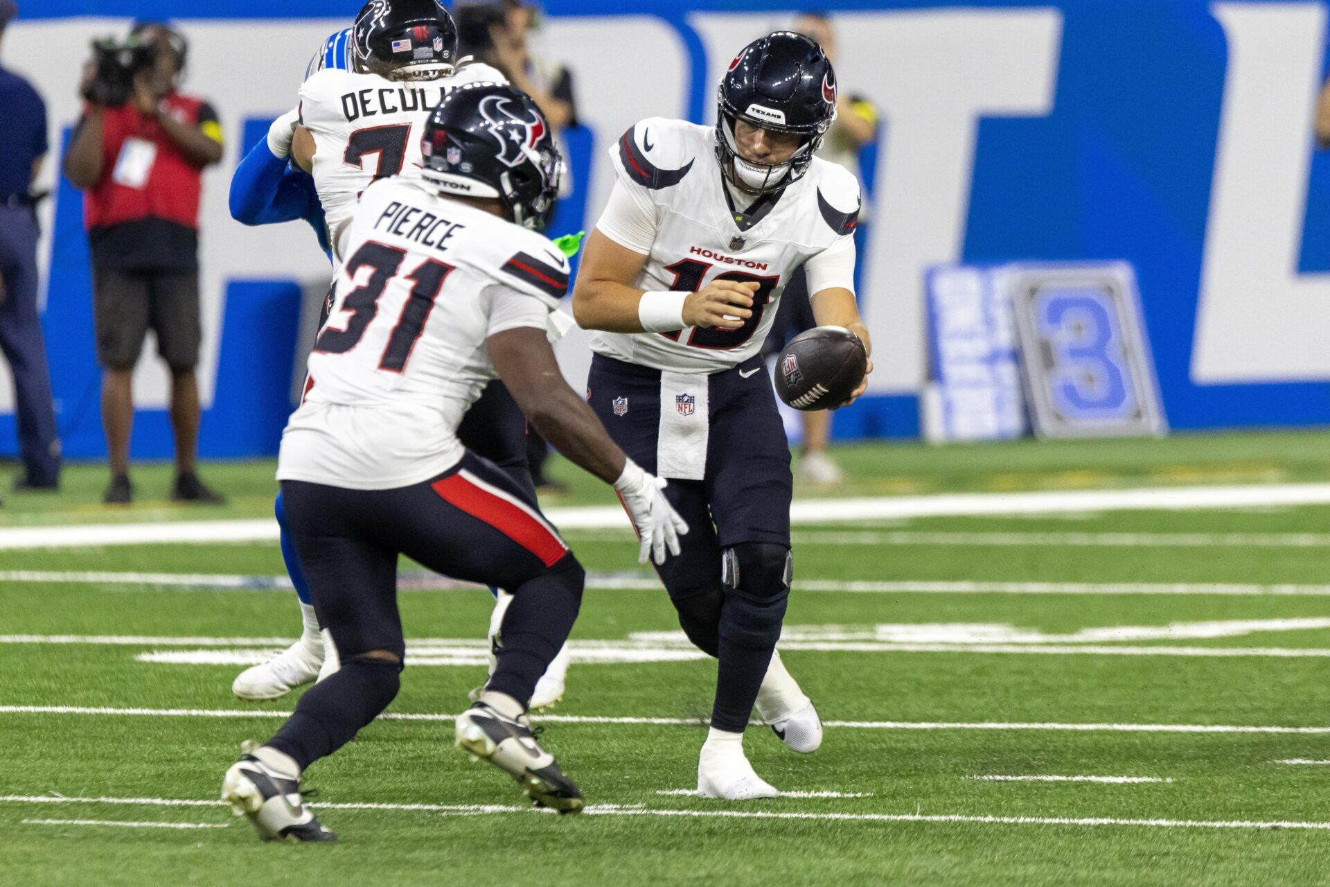 Why Broncos Should Add Former AFC South RB