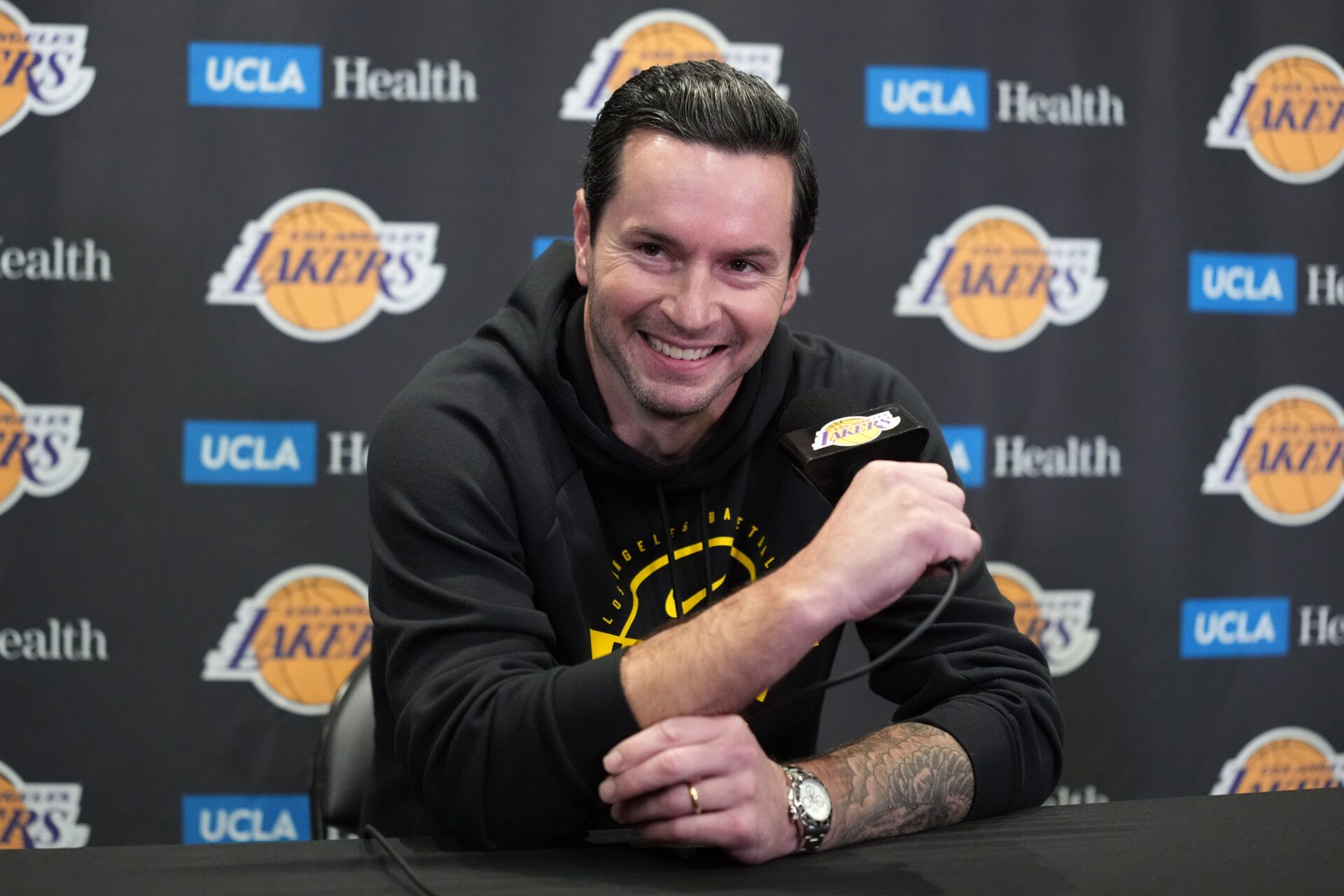 Lakers HC JJ Redick Revisits Old Rivalry With Chris Paul After NBA Icon ...