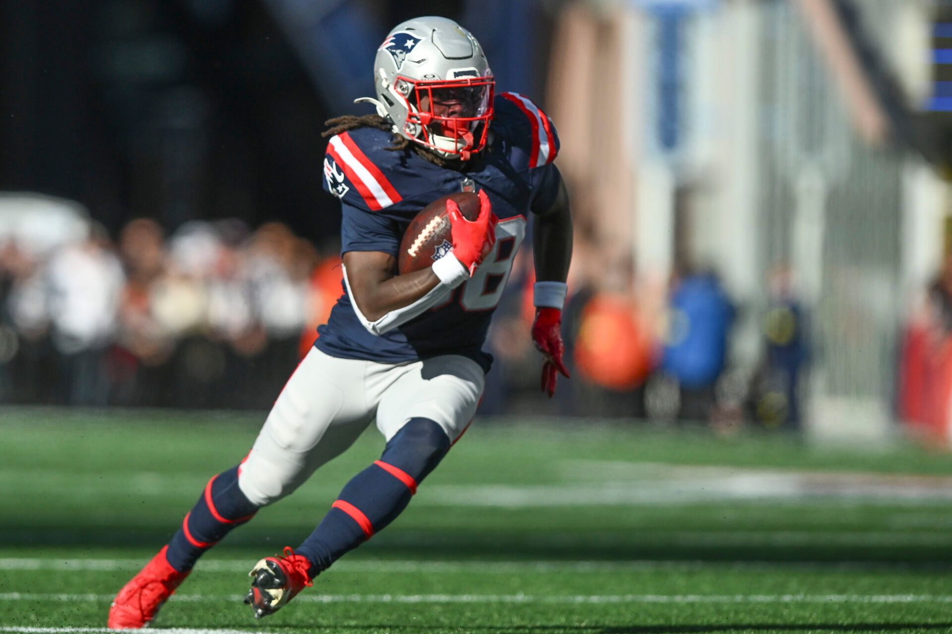 Patriots RB Depth Chart: Is TreVeyon Henderson Still the RB1 After ...