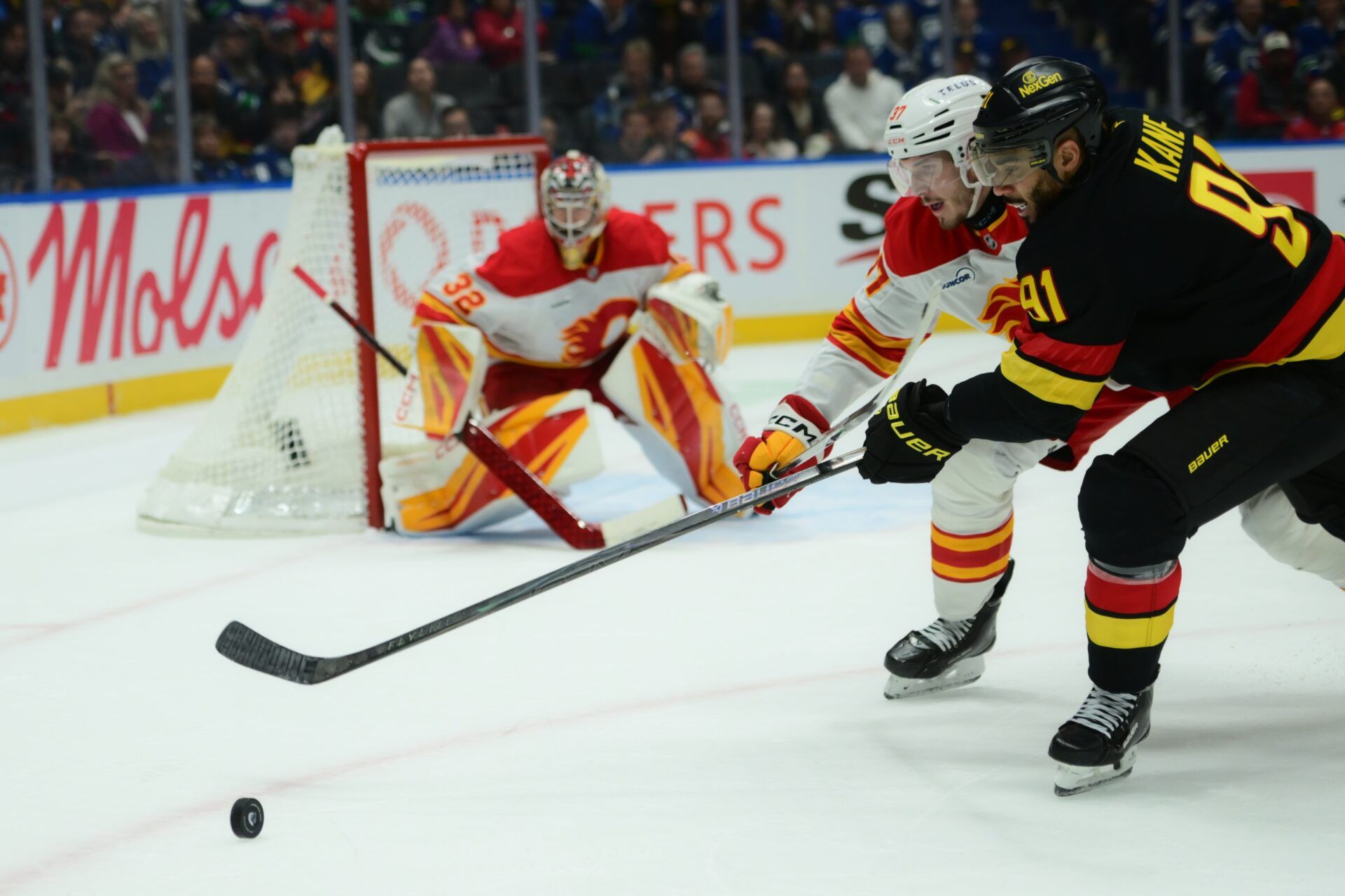 Canucks Fans Lash Out at Evander Kane In Aftermath of 5-2 Loss to ...