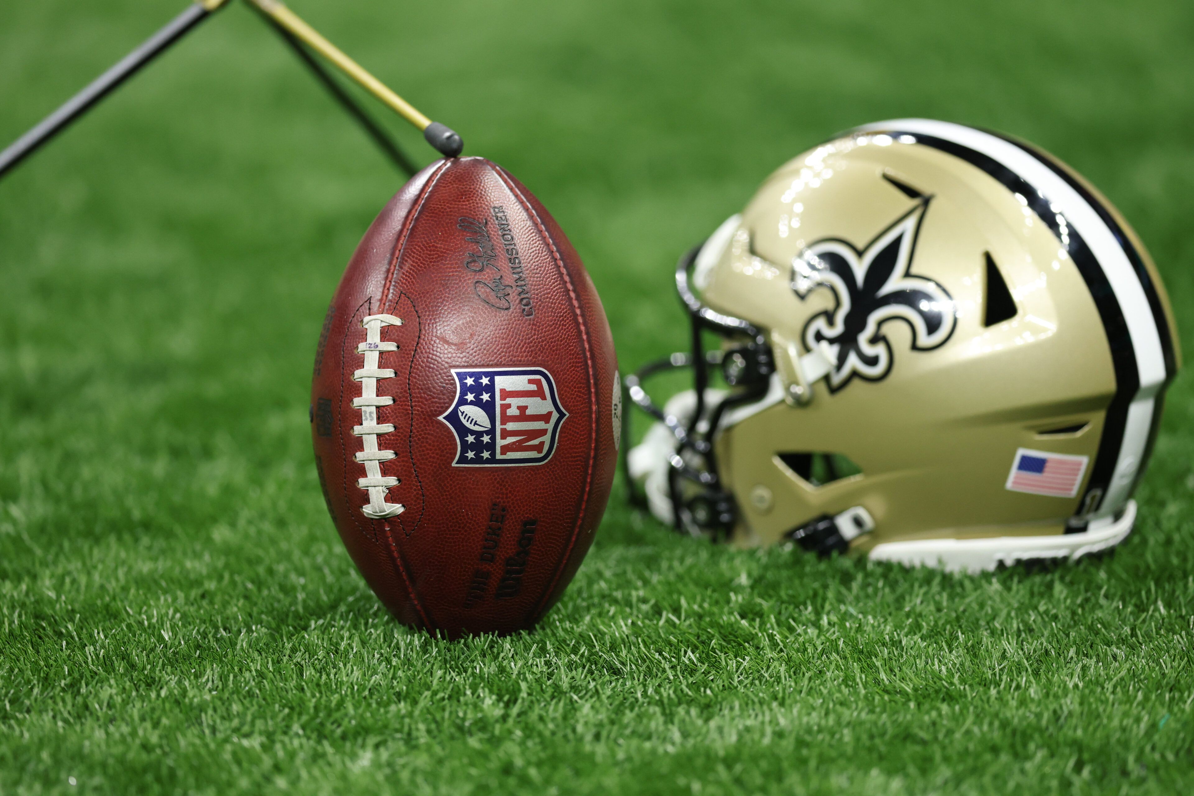 ‘It’s an Embarrassment’ -- NFL Fans Slam Saints’ ‘Bad Decision’ To Open ...