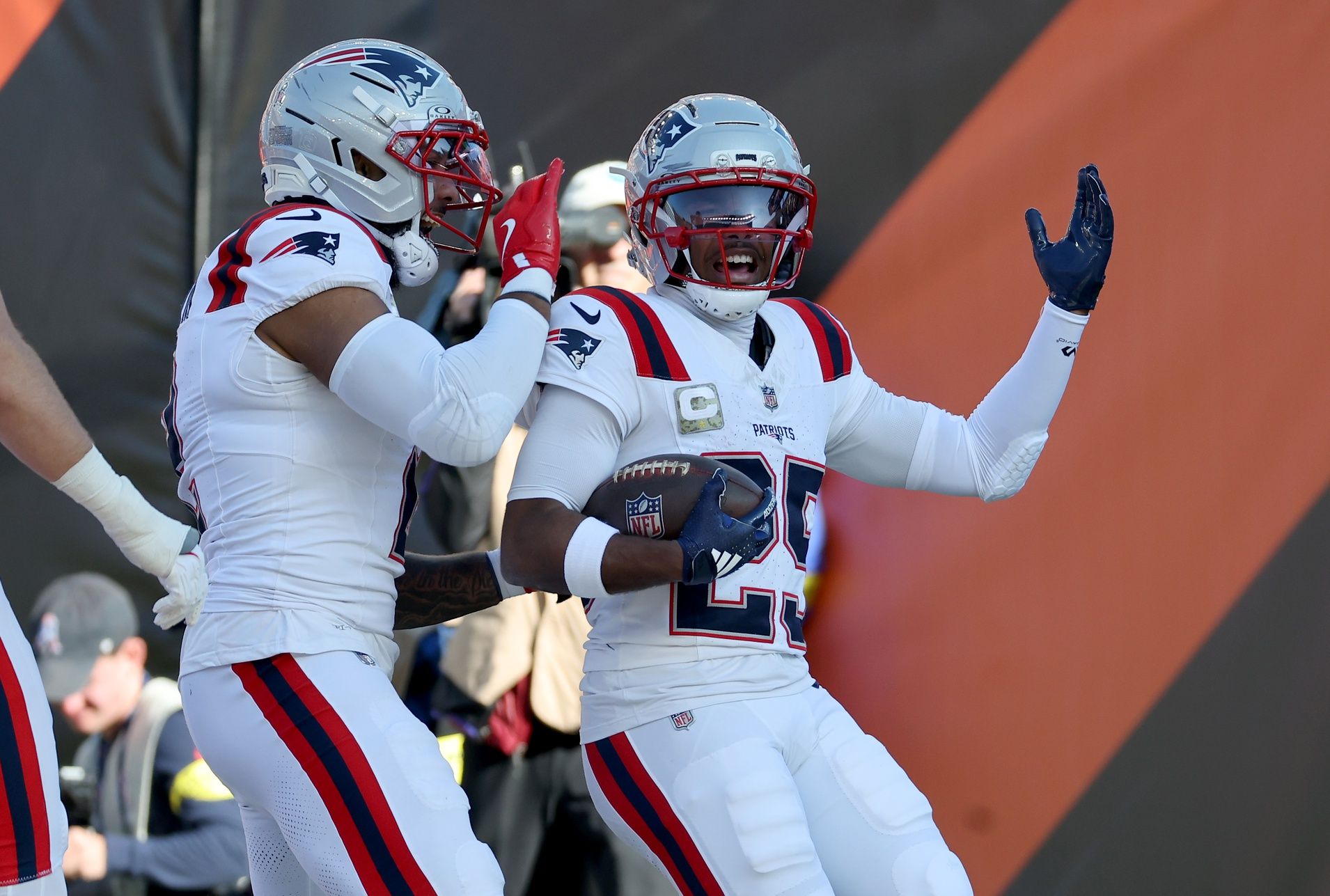 Patriots Playoff Scenarios: Inside New England’s Push for the Top Seed ...