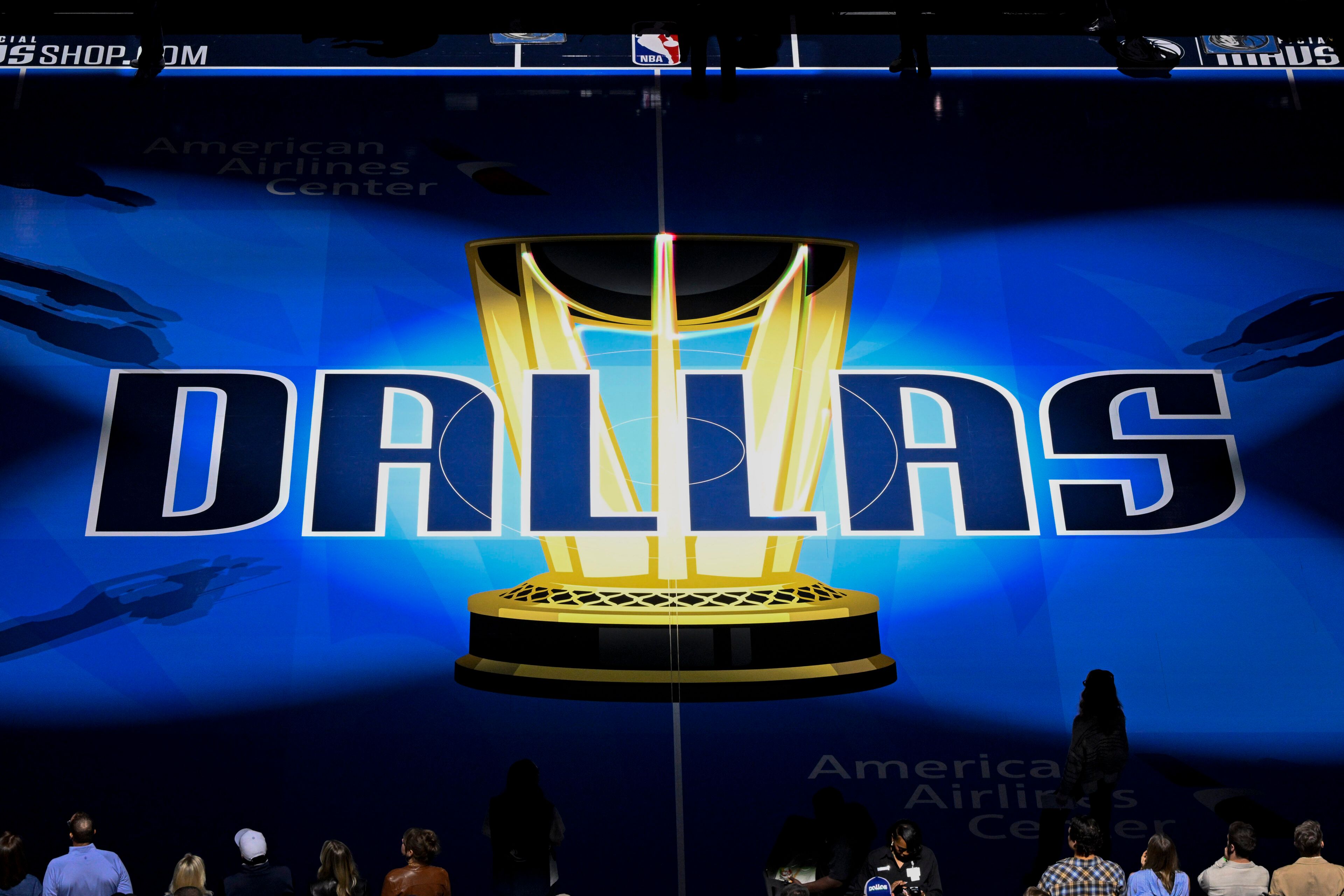 Mavericks Insider Announces Concerning Derek Lively II Injury News ...