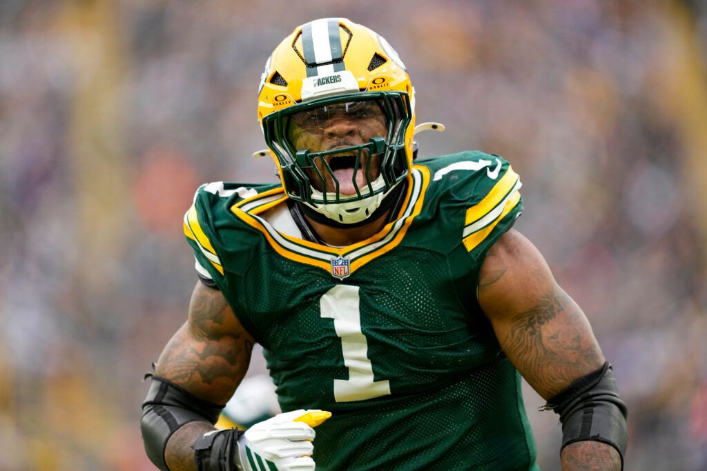 Micah Parsons Makes NFL History in Packers-Lions Thanksgiving Game