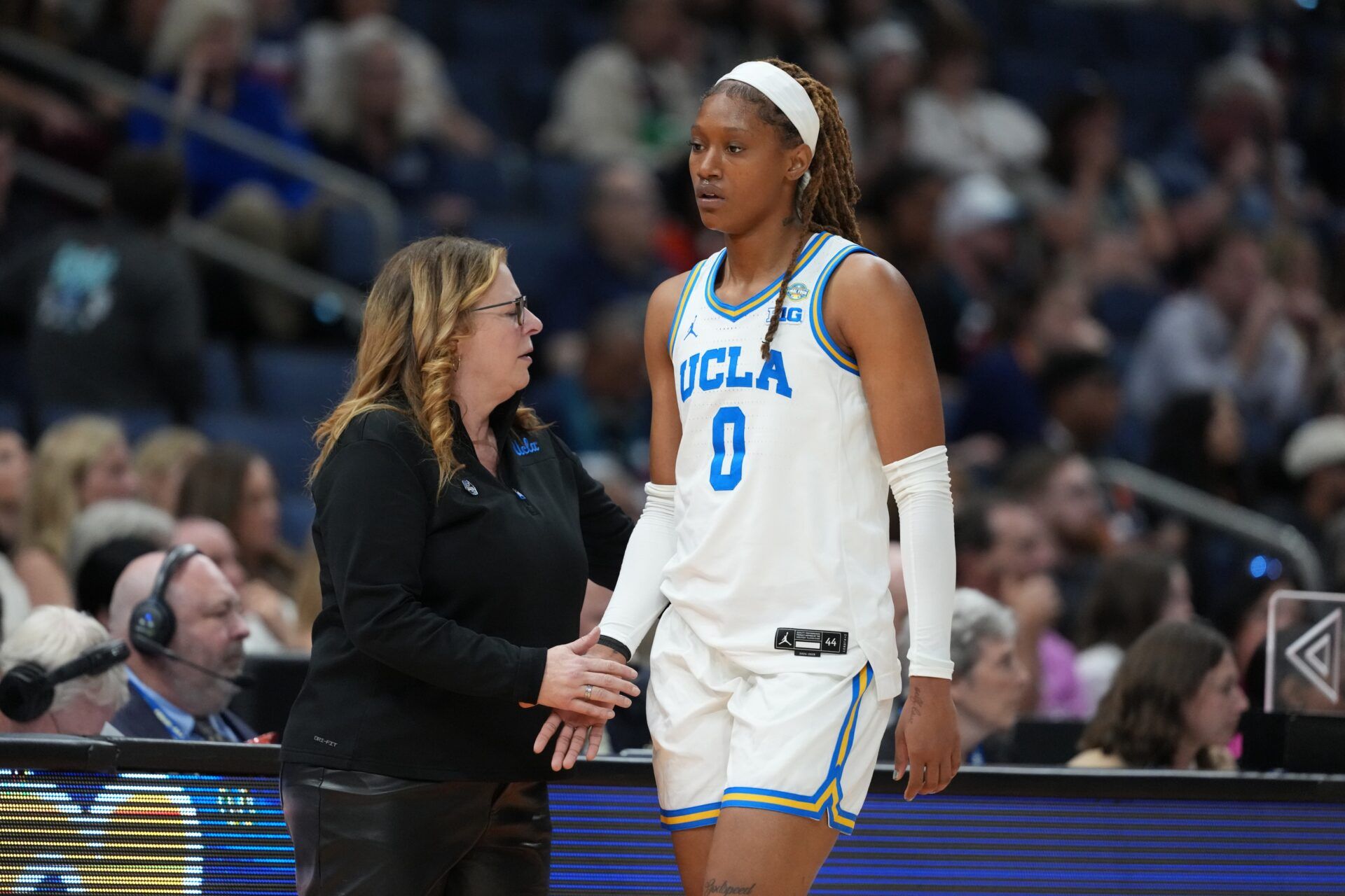 Ex-Bruin Janiah Barker Sets the Record Straight About Awkward Handshake ...