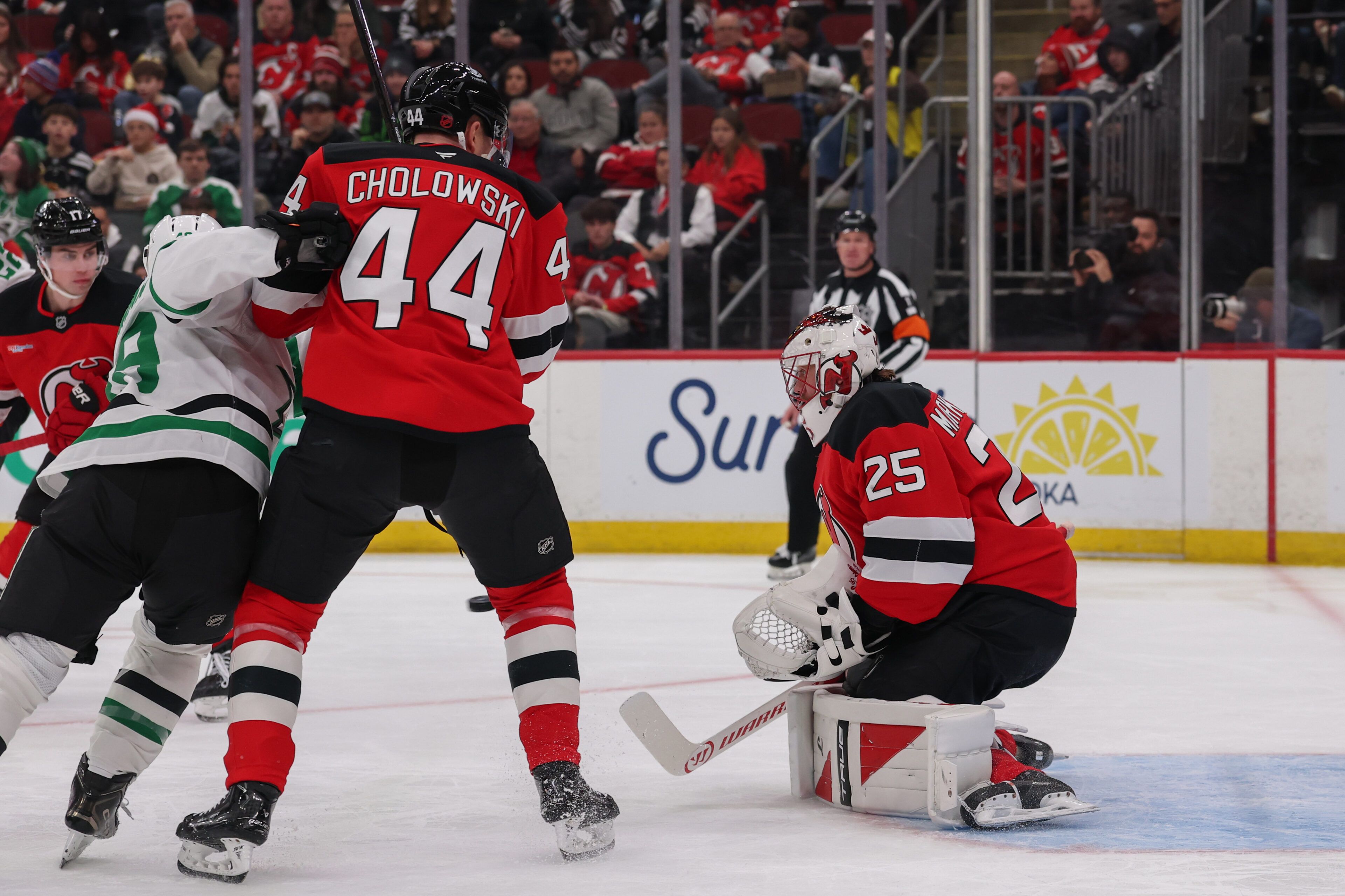 NHL Trade Rumors: NJ Devils Check In On $32 Million Serial All-Star | PFSN