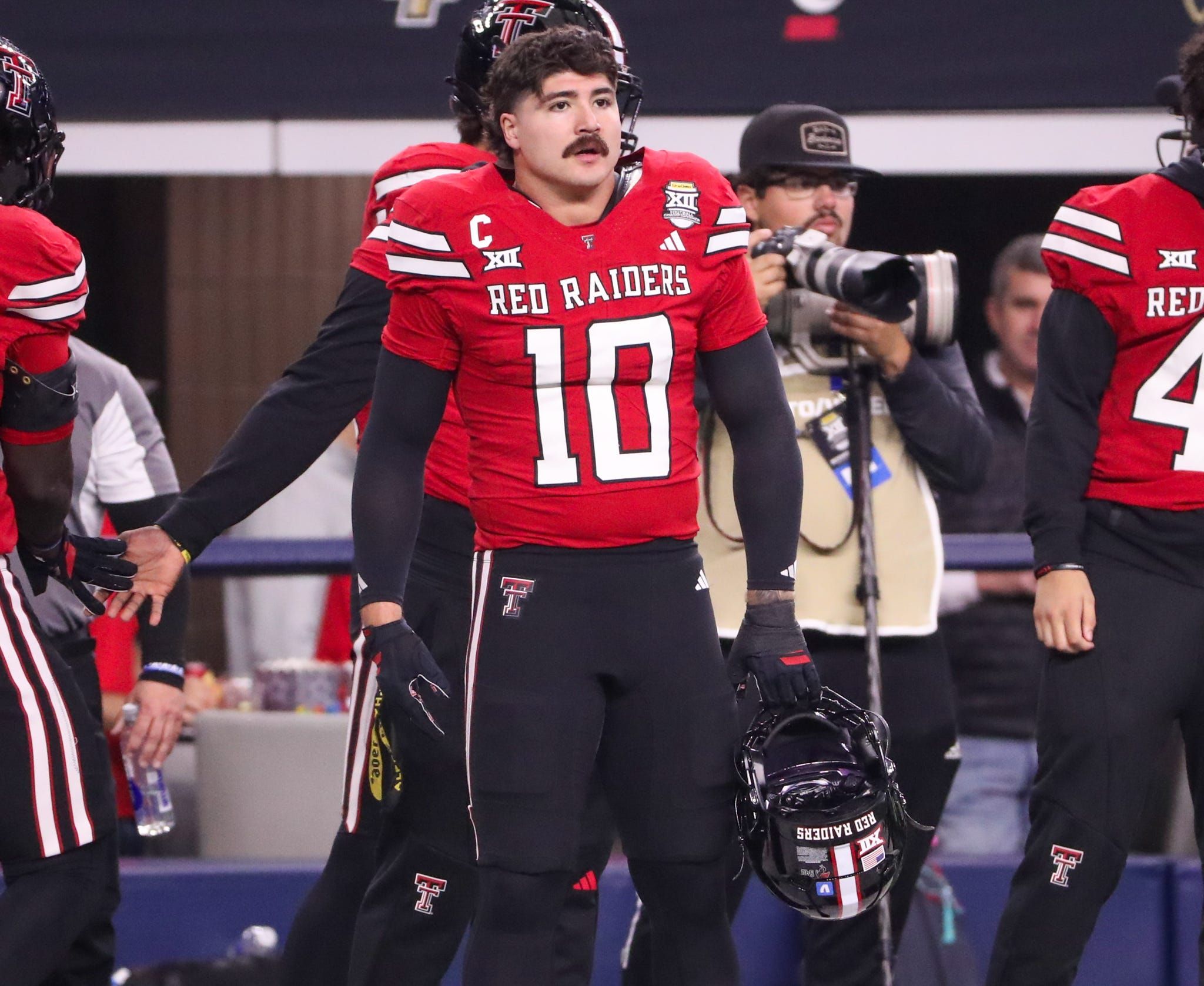 3 Biggest Heisman Trophy Snubs Include Texas Tech LB Jacob Rodriguez