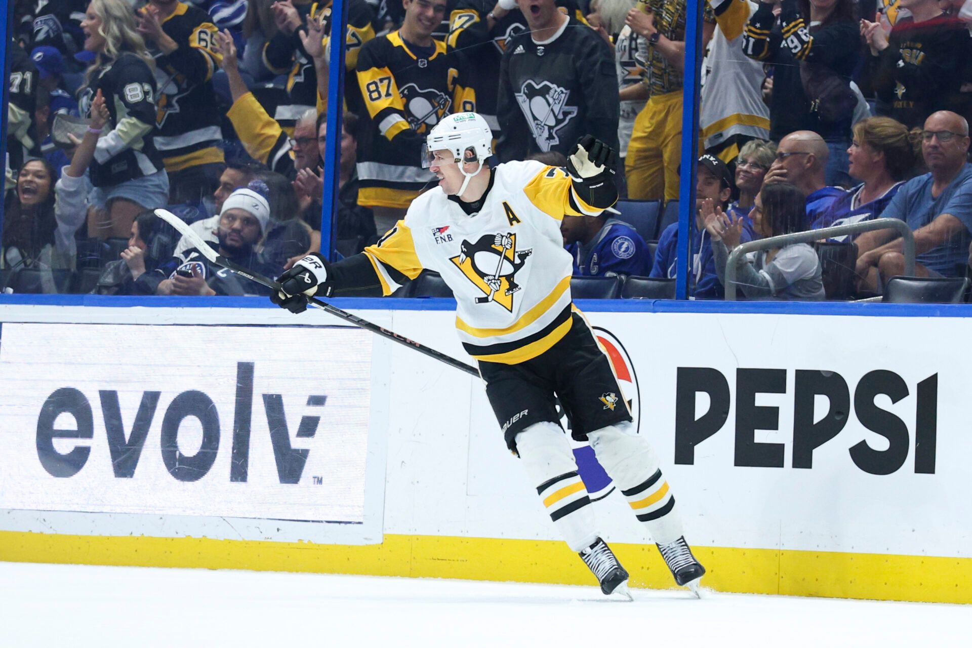 Penguins Insider Delivers an Update on Evgeni Malkin's Injury | PFSN
