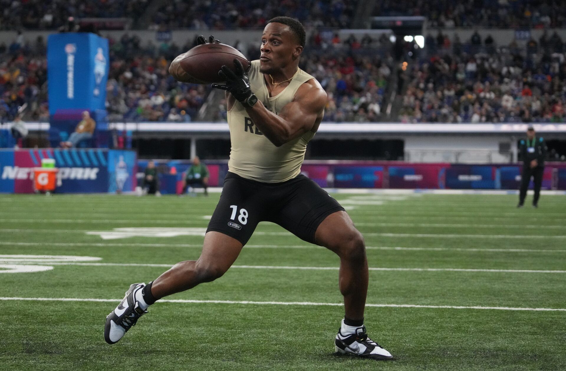 MarShawn Lloyd Injury Update: What’s the Latest on the Packers RB, and ...