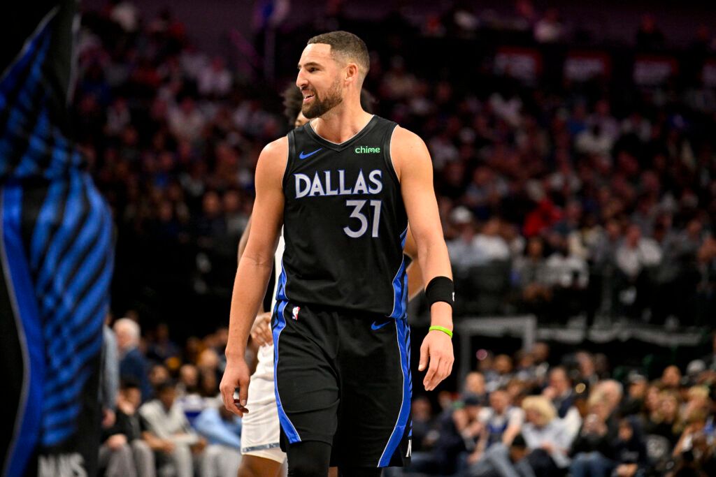Mavericks Star Klay Thompson’s Hilarious Video With Girlfriend Megan ...