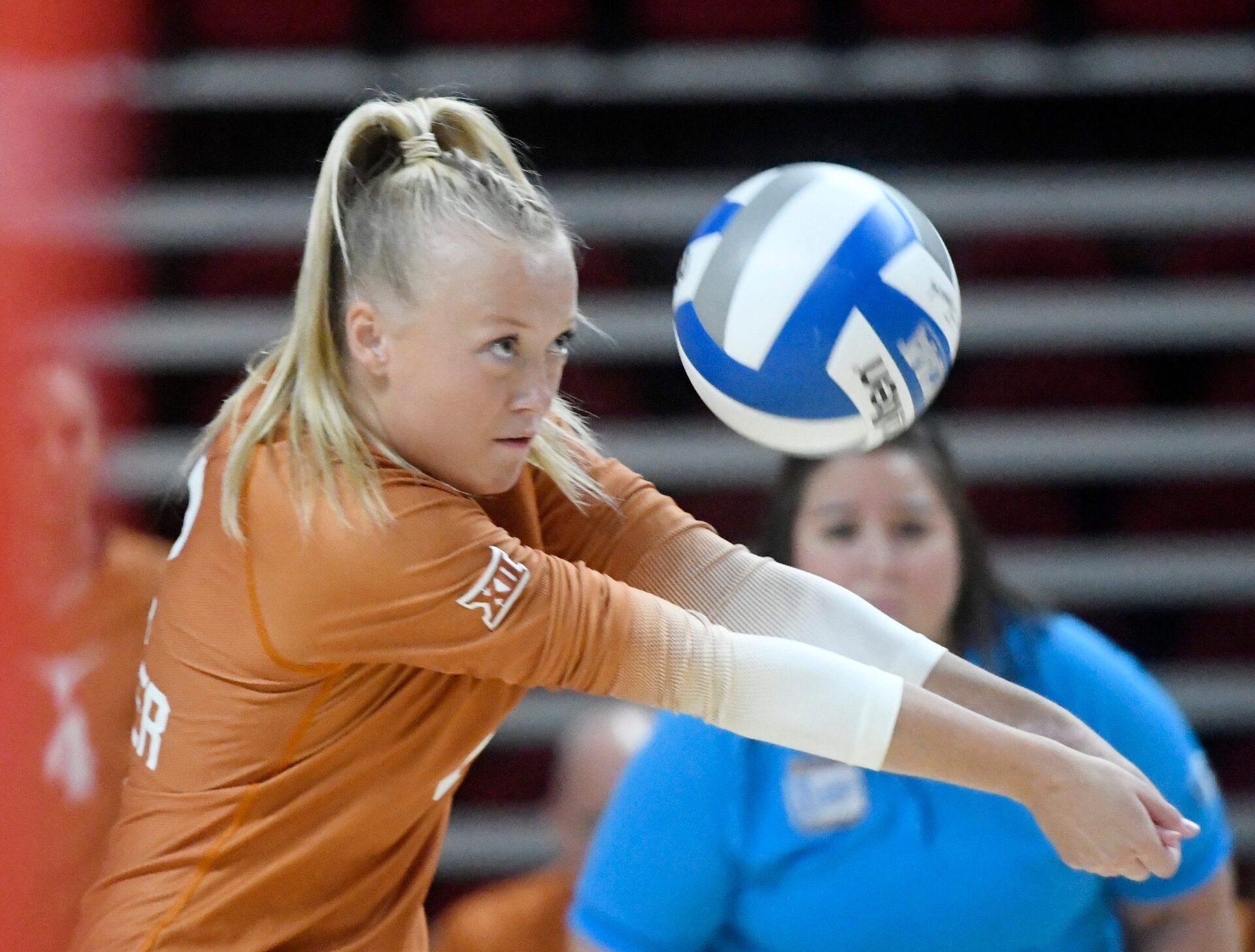 Texas Volleyball's Emma Halter recalls fond memories with teammates and ...