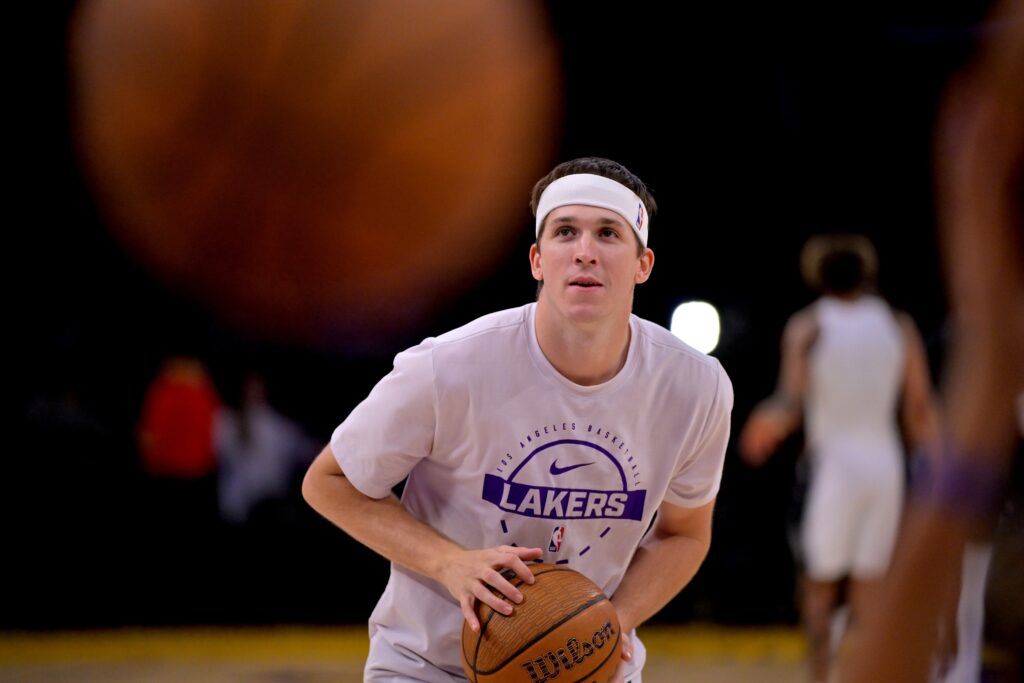 Lakers Injury Report: Latest Updates on Austin Reaves, Deandre Ayton ...