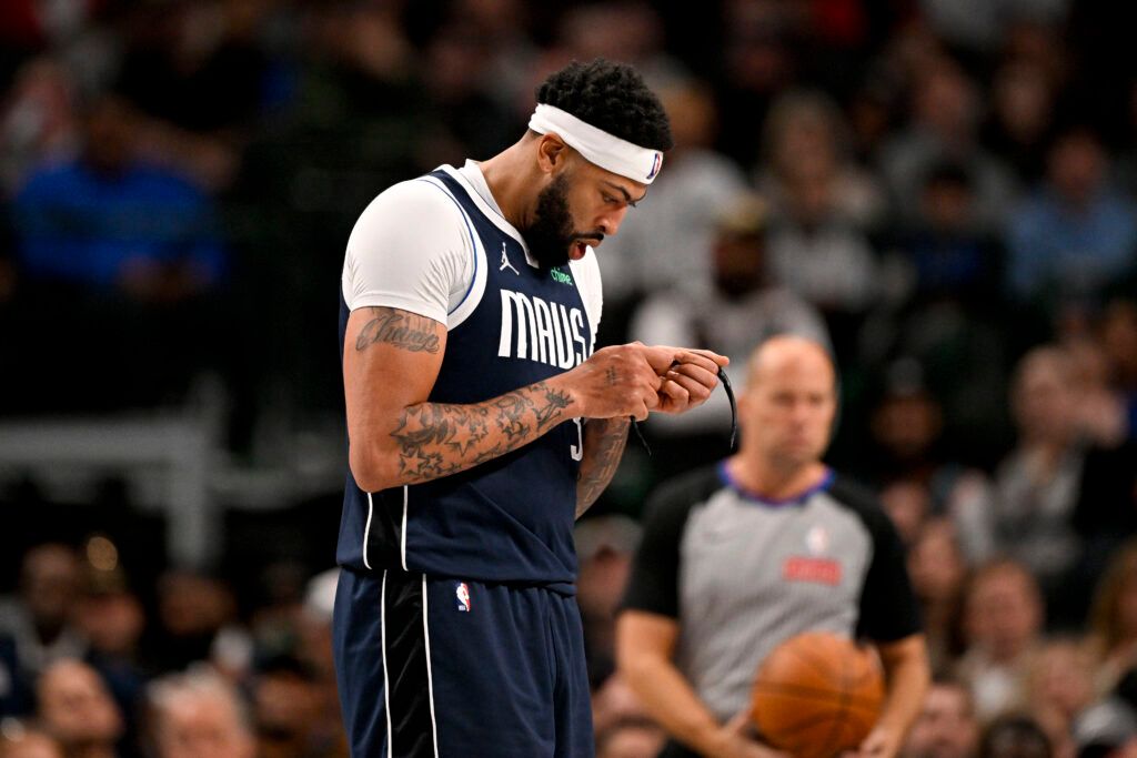 NBA Insider Reveals Mavericks’ Stance on Tanking Amid Rampant Anthony ...