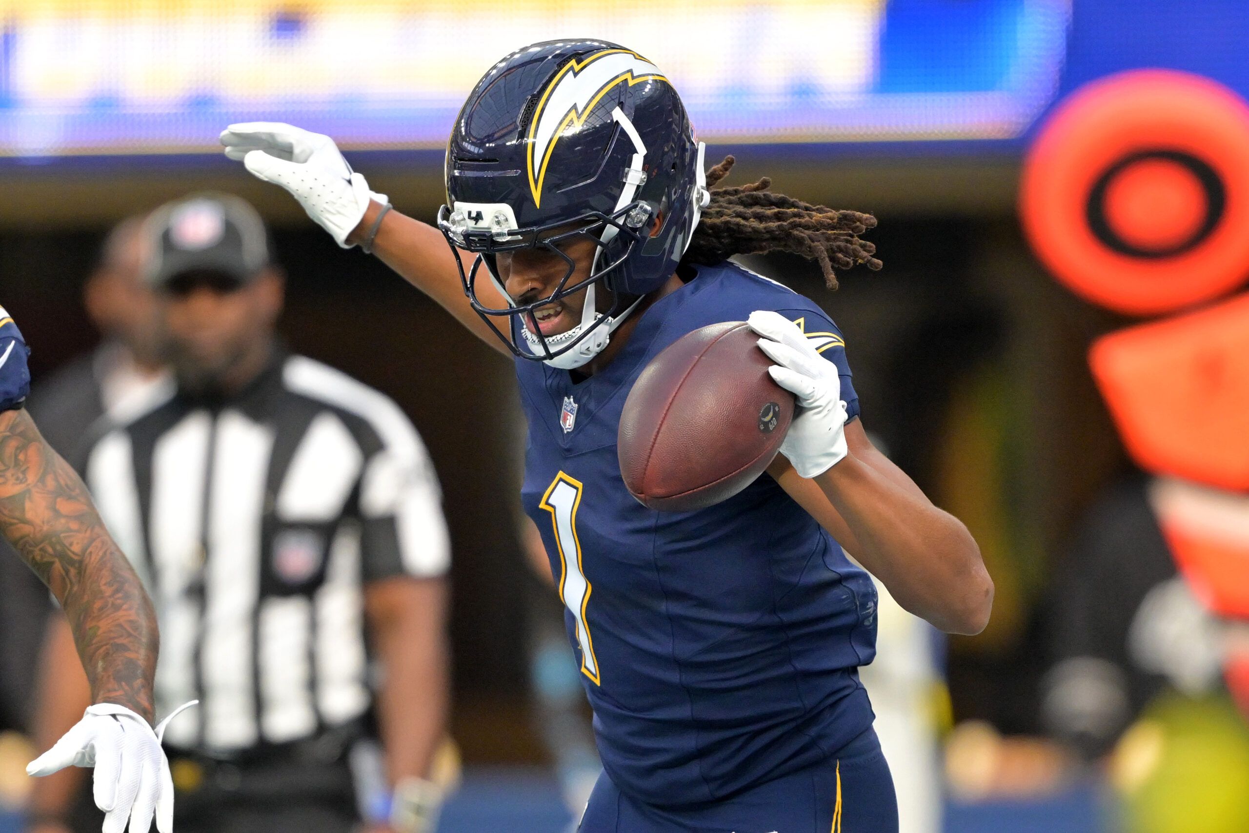 Will Quentin Johnston Play in Week 16? Latest on Chargers WR’s Injury ...