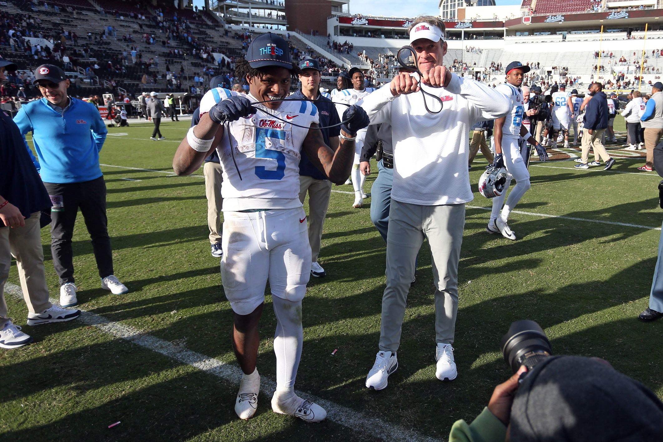 Kewan Lacy Confirms Lane Kiffin 'Didn't Really Say He Was Leaving' Ole ...