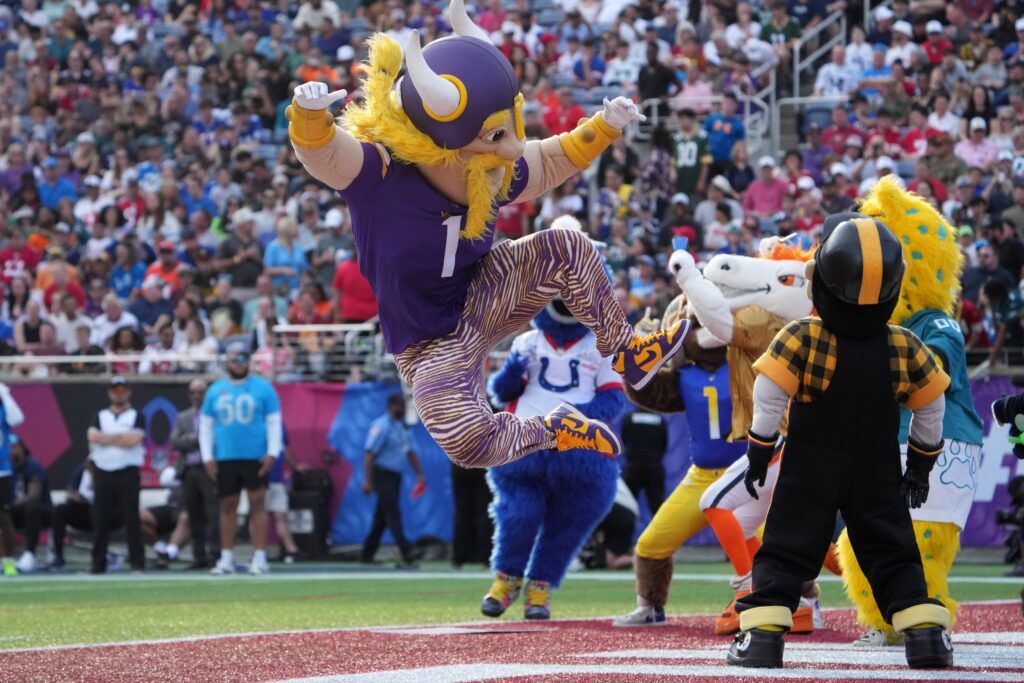 NFL Pro Bowl Voting: Travis Kelce, Josh Allen, Caleb Williams Among ...