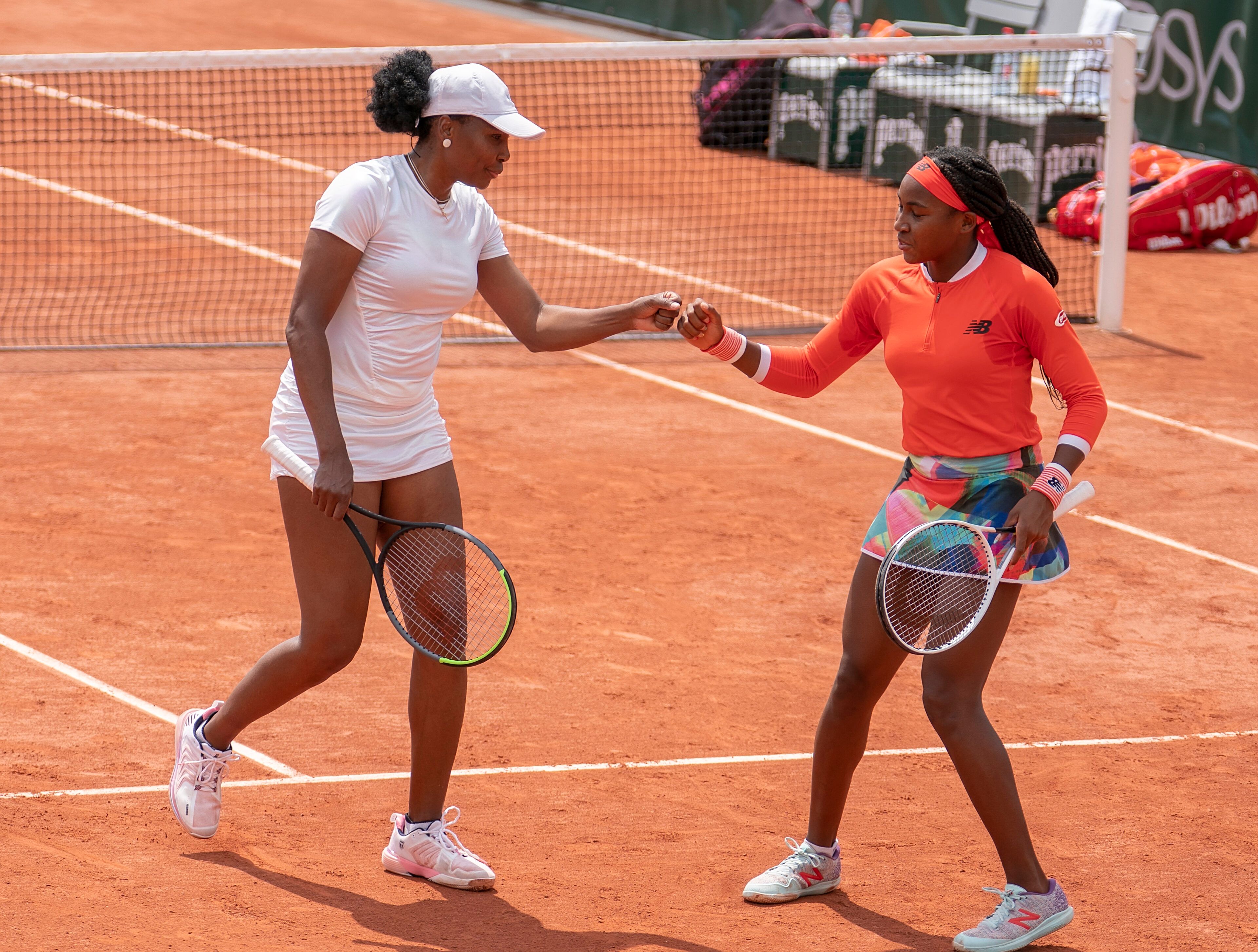 Coco Gauff and Her Mother Candi React to Venus Williams, Andrea Preti ...