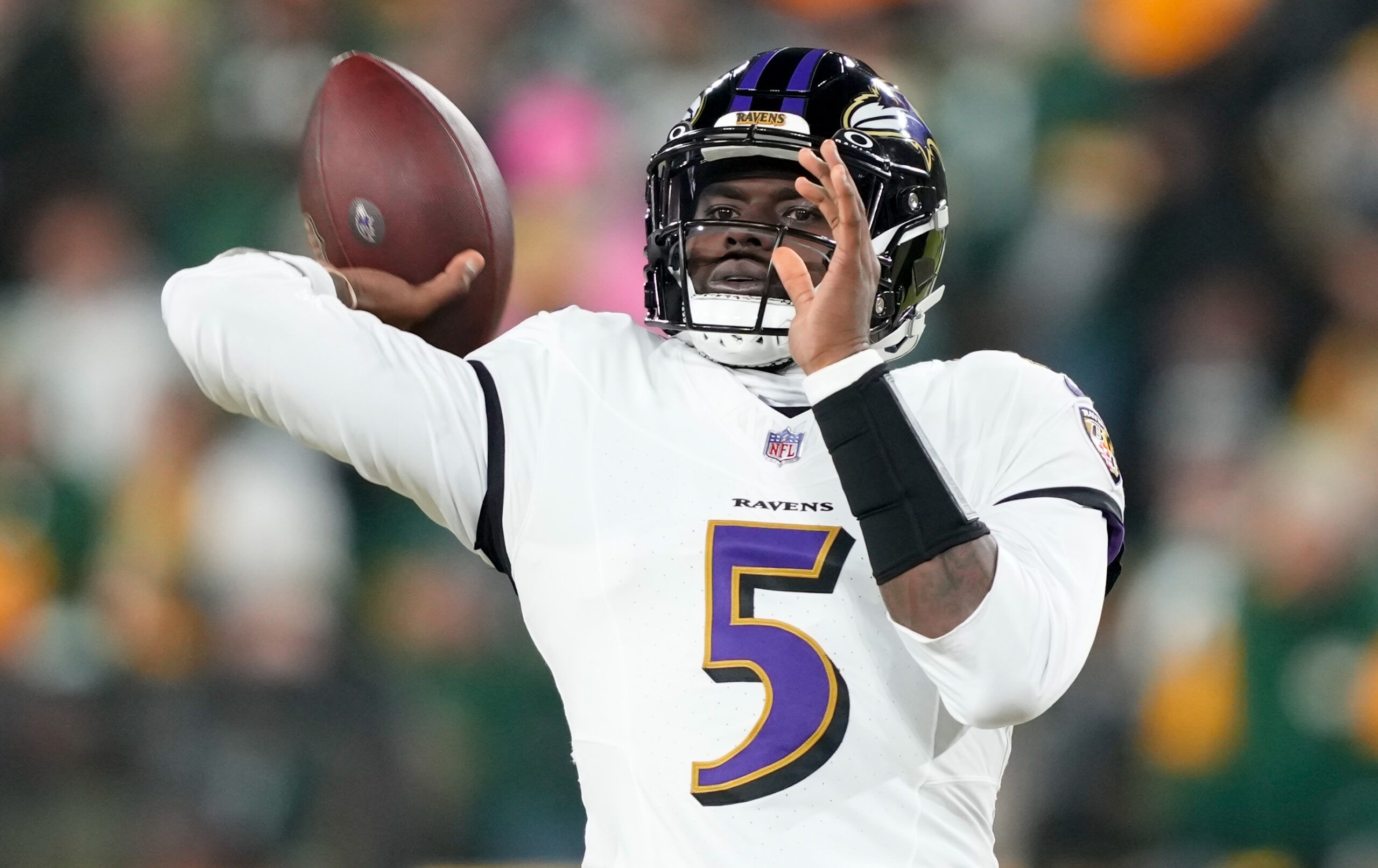 Who Is Tyler ‘Snoop’ Huntley? A Look at the Ravens QB's College, Draft ...