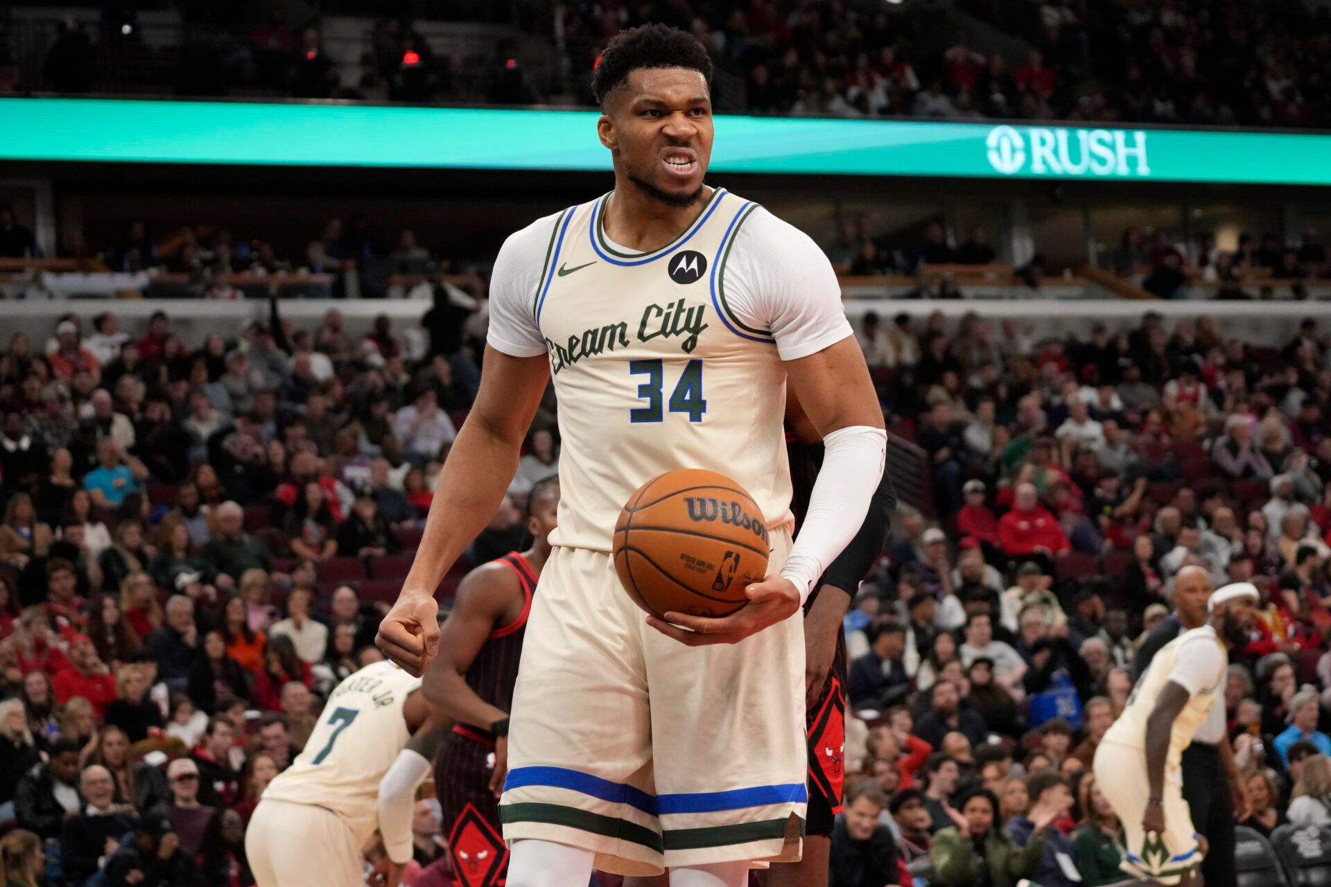 NBA Agent Rich Paul Makes Feelings Clear On Giannis Antetokounmpo's ...