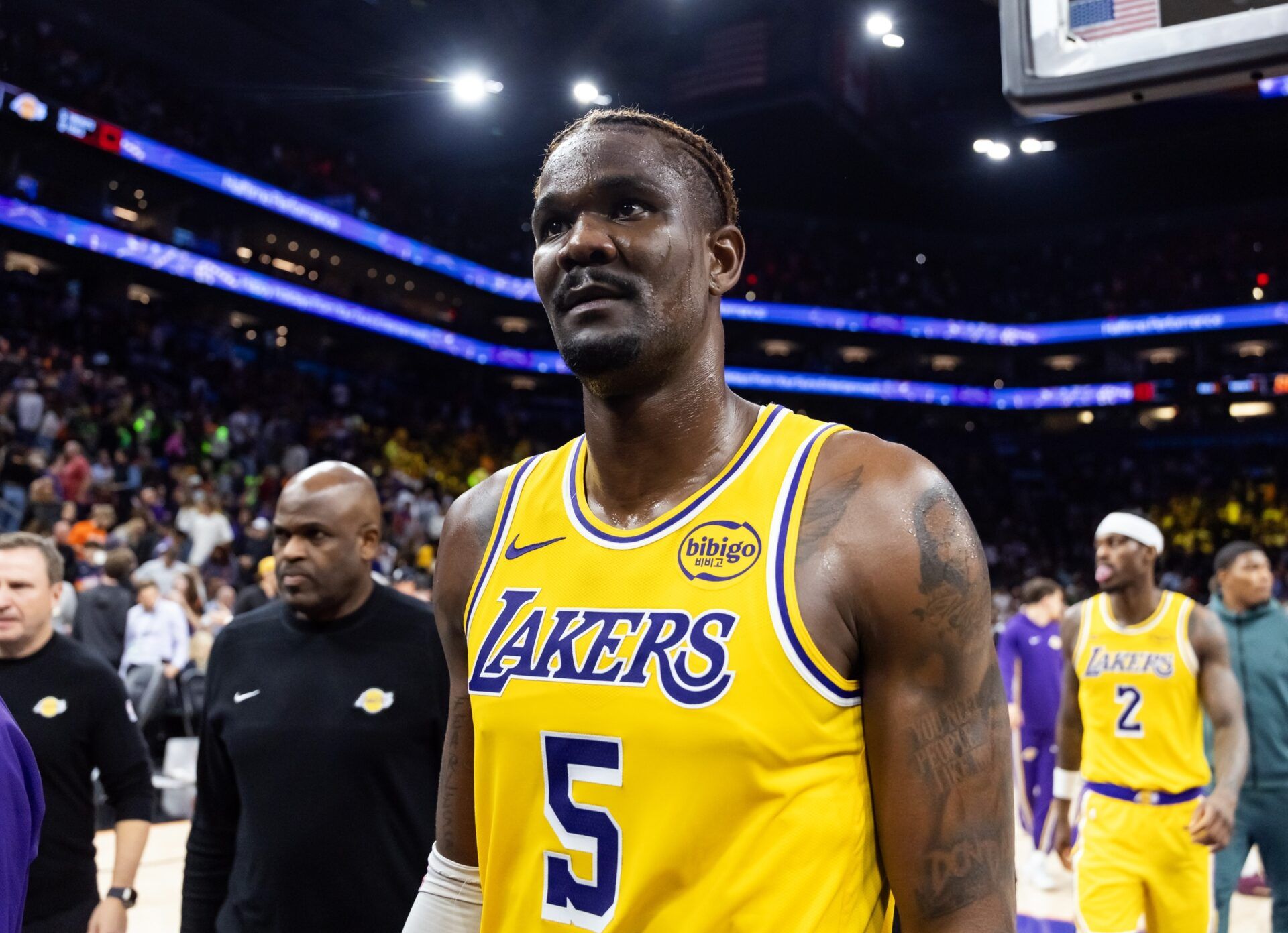 Lakers Big Man Deandre Ayton Breaks Down Recent Lob Pass to LeBron ...