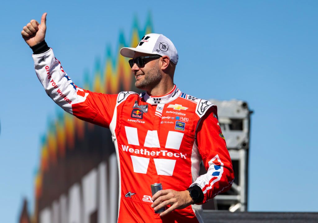 Shane van Gisbergen Signals Oval Breakthrough, Threatening to Rewrite ...