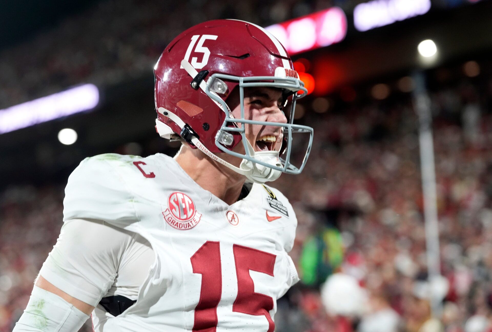 National Analyst Raises Eyebrow at Ty Simpson Ahead of Alabama–Indiana ...