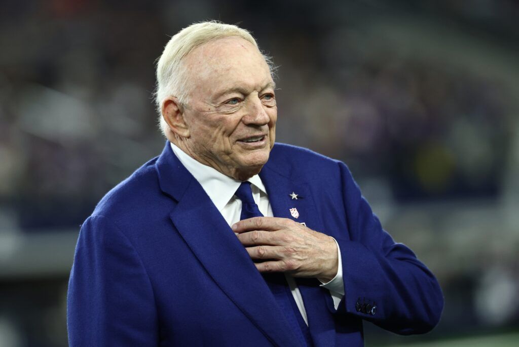 Cowboys Owner Jerry Jones Reveals Key Difference Between HC Brian ...