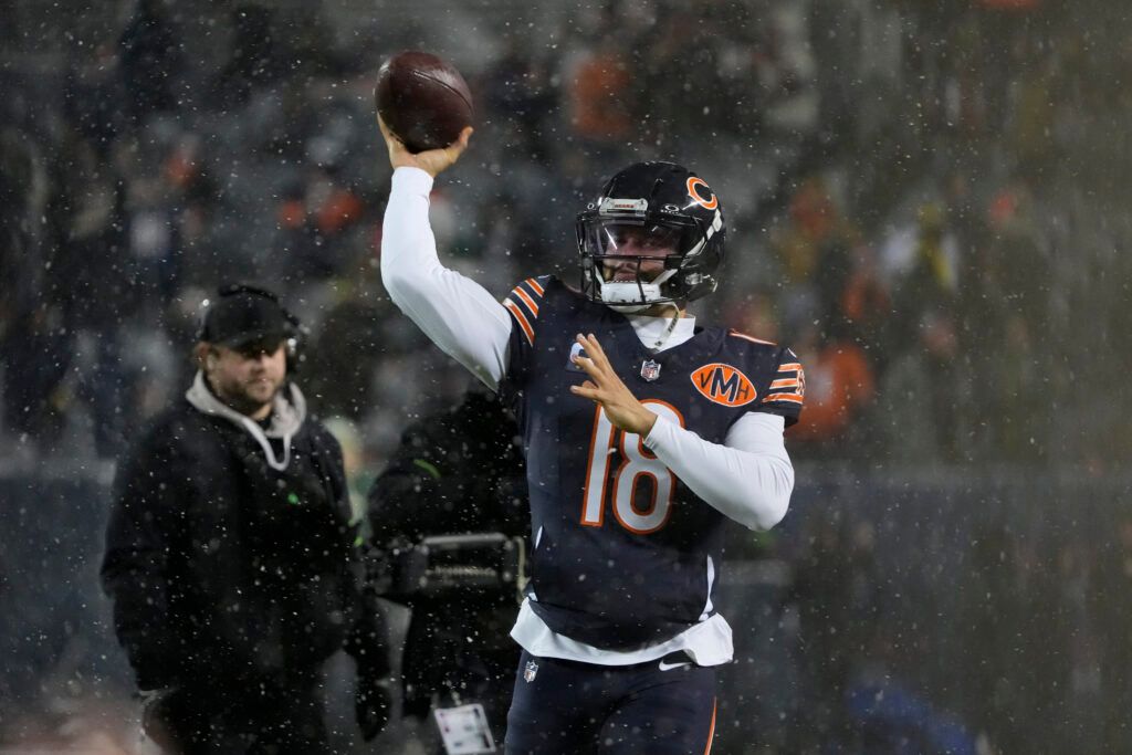 NFL World Reacts to Caleb Williams Leading Bears’ Insane Comeback ...