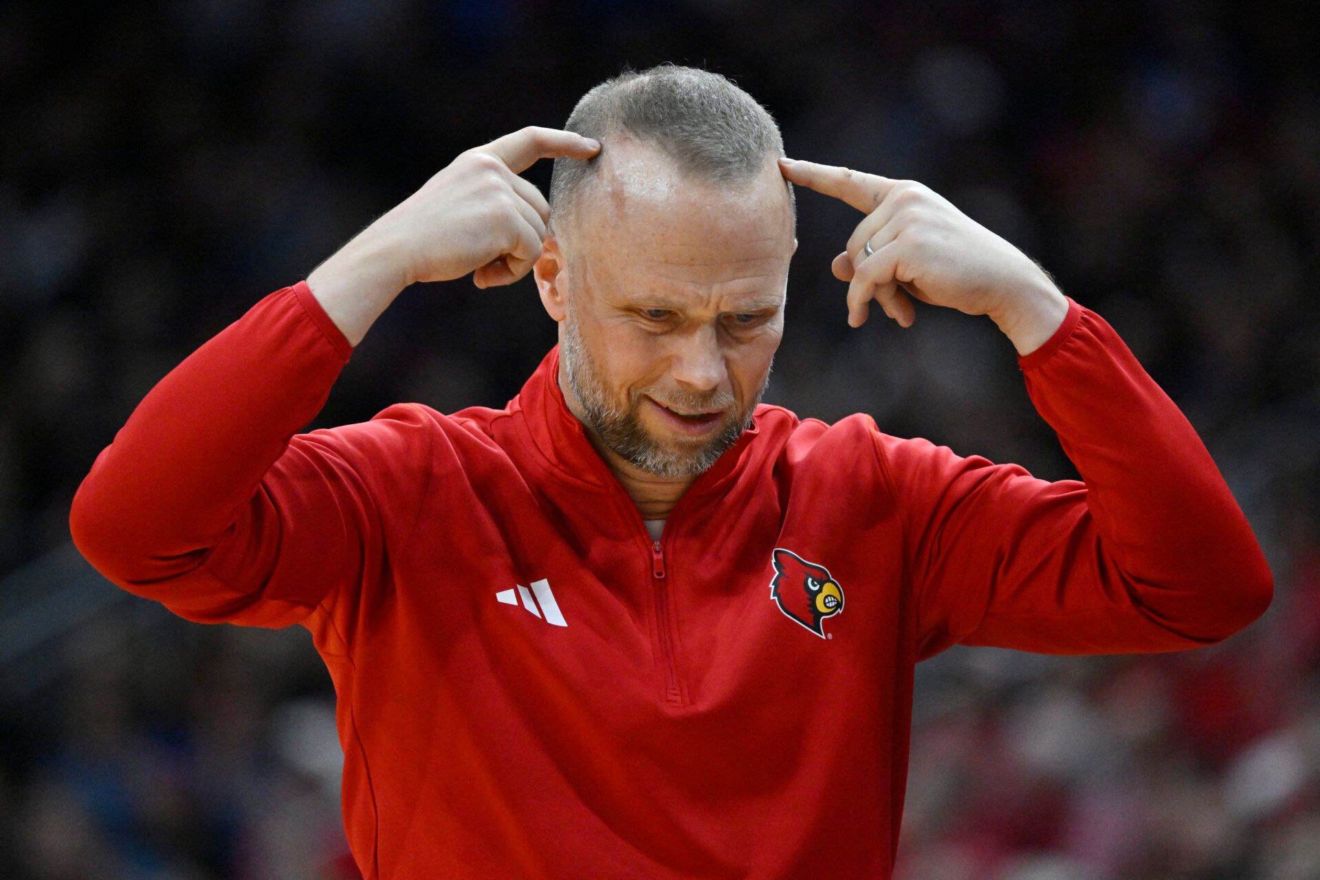 Louisville May Face Virginia Without Its Two Best Guards Tonight