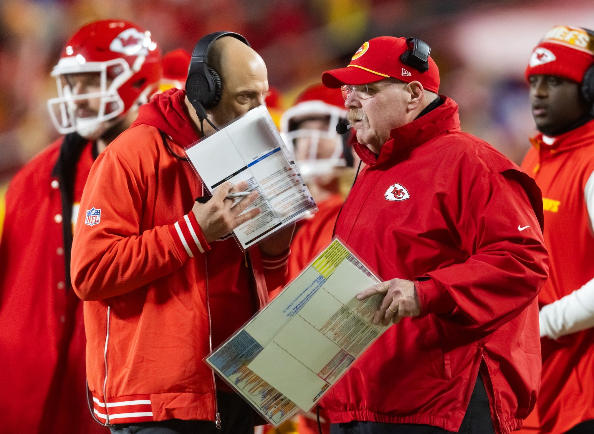 Former Chiefs QB Alex Smith Reveals Who Andy Reid Could Hire As New OC ...