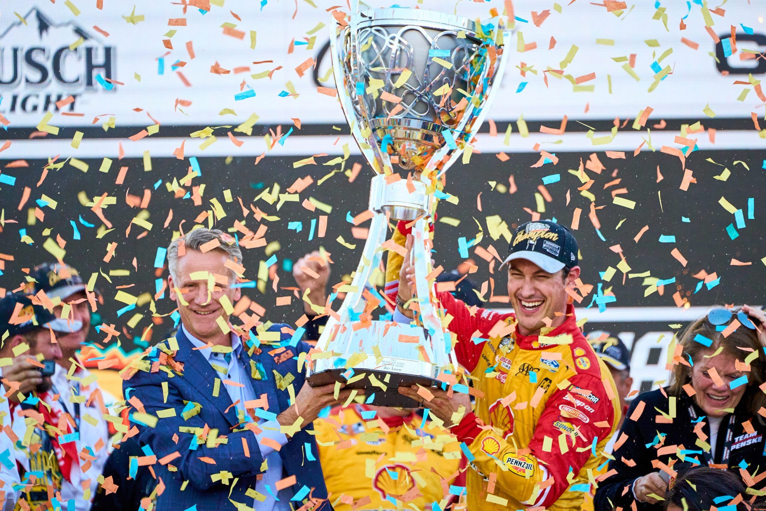 Fans Point to Joey Logano as Proof NASCAR’s ‘New’ Chase Still Doesn’t ...