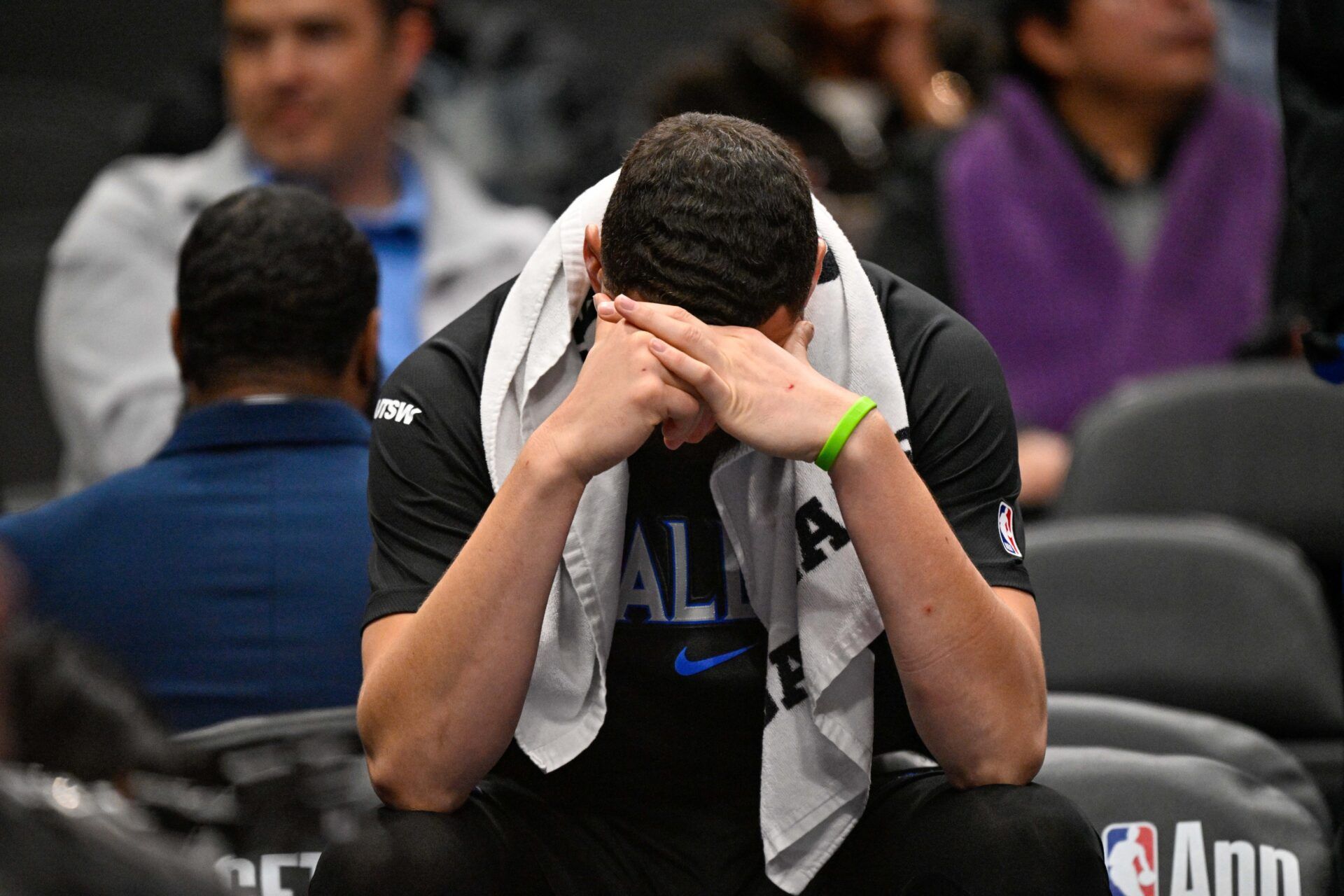 NBA Star Klay Thompson Made History In Jazz-Mavs Game On Thursday Night