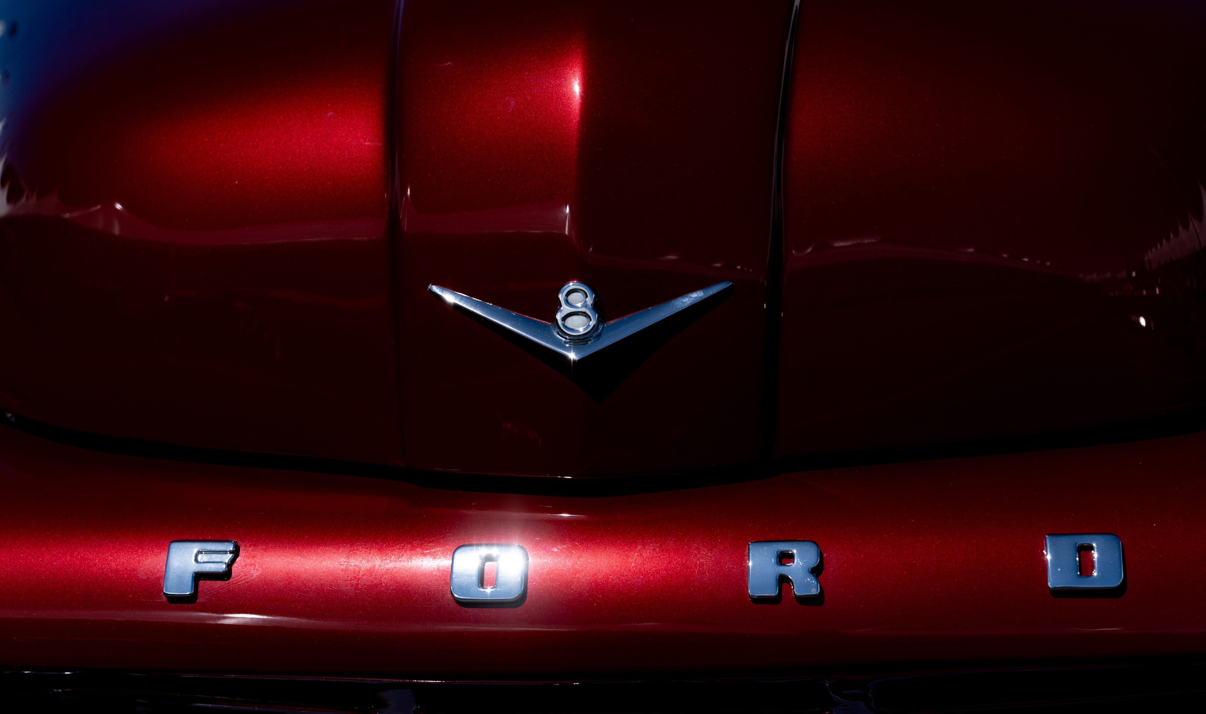 ‘Bring It On’ - Ford Throws Down the Gauntlet to GM as F1 Rivalry Turns ...