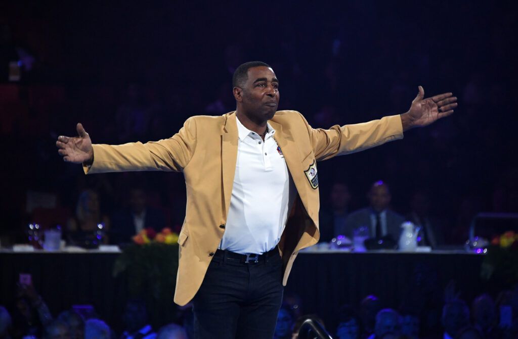 Vikings Legend Cris Carter Disrespects Sam Darnold After Seahawks QB ...