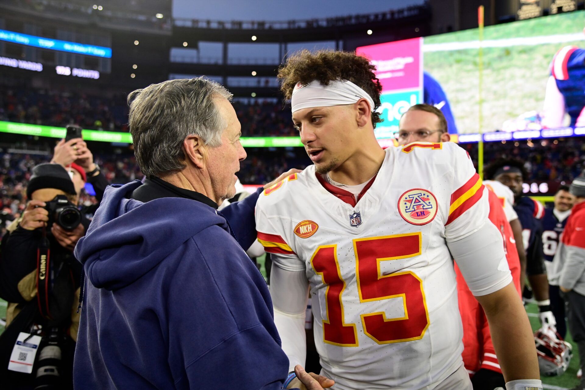 Chiefs Star Patrick Mahomes Makes Feelings Clear on Bill Belichick’s ...