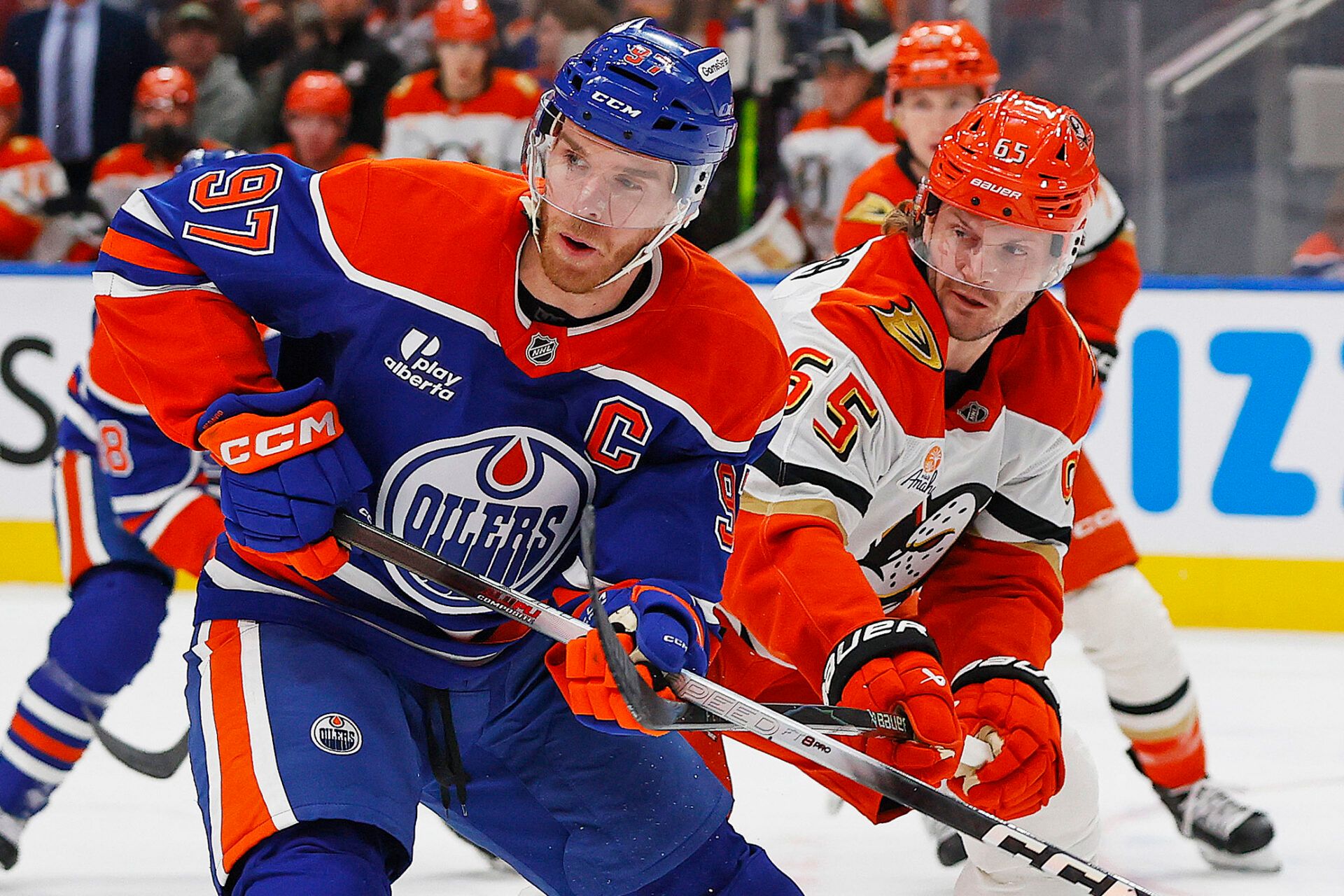 Connor McDavid’s Wife Highlights Oilers Star’s Headspace Ahead of Milan ...
