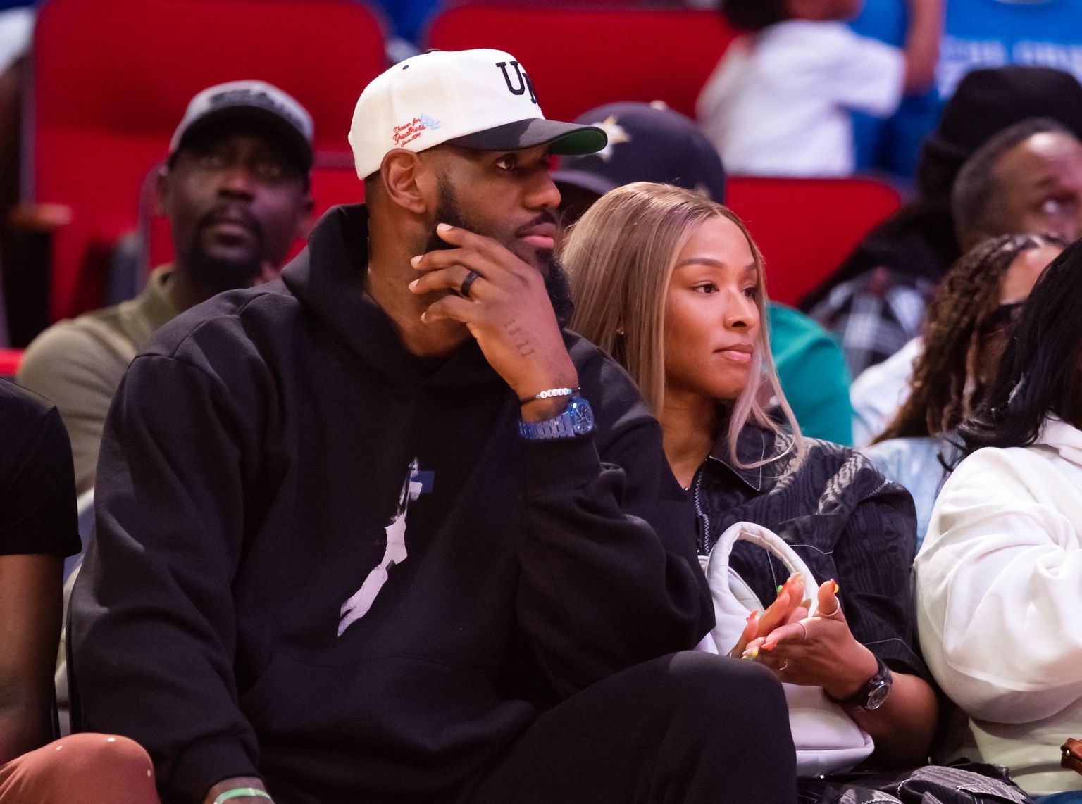 Lakers Star LeBron James and His Wife Savannah James Spotted Rapping ...
