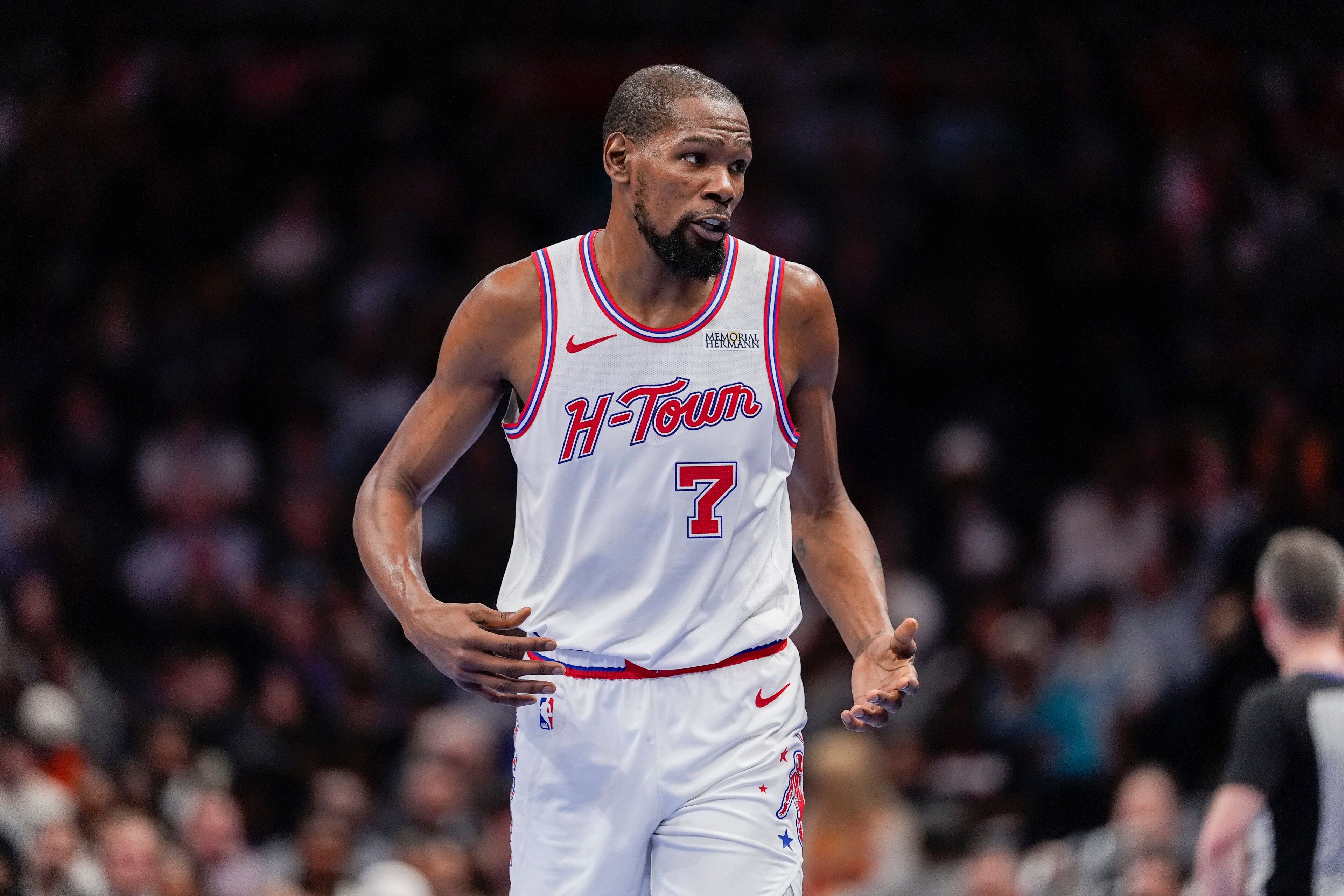 NBA World Reacts to Kevin Durant's 35-Point Eruption Amid Burner ...