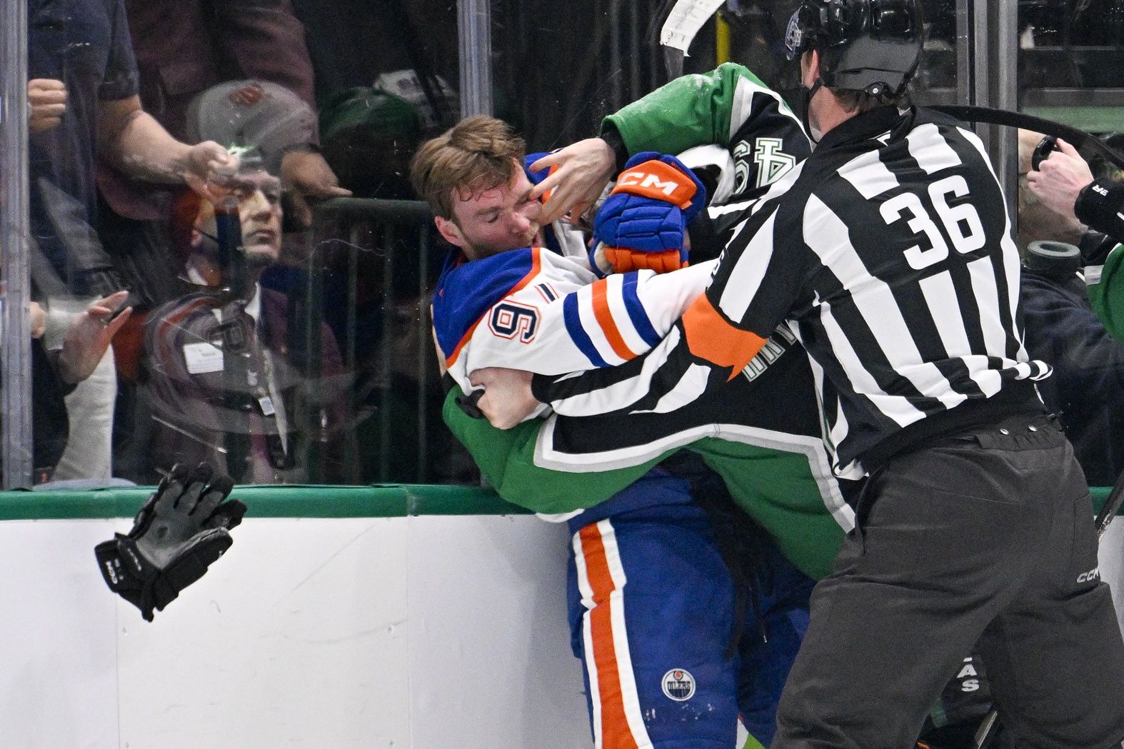Oilers’ Night Goes From Bad to Worse As Connor McDavid Throws Hands and ...