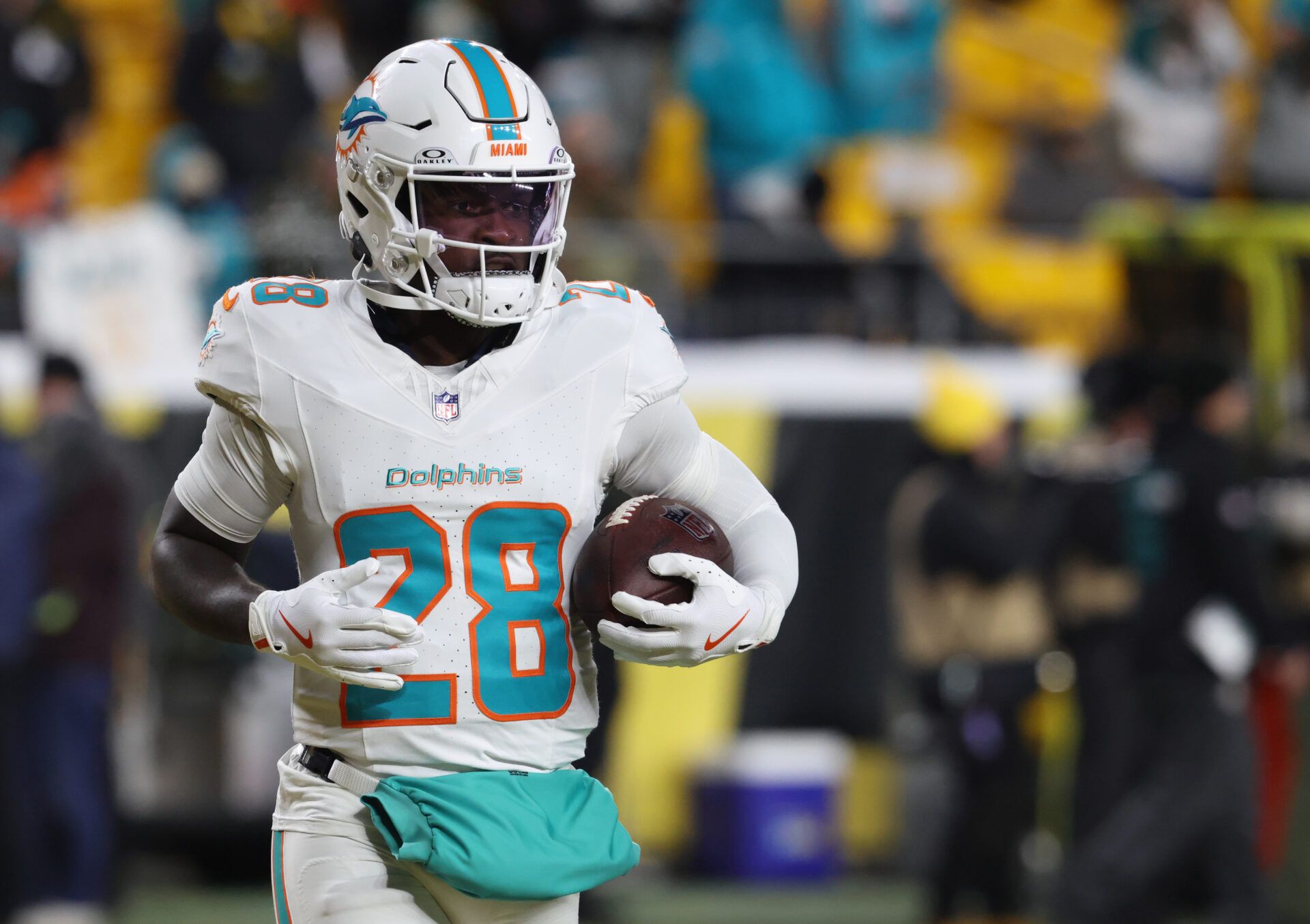 Dolphins HC Jeff Hafley Addresses De’Von Achane Trade Rumors After ...