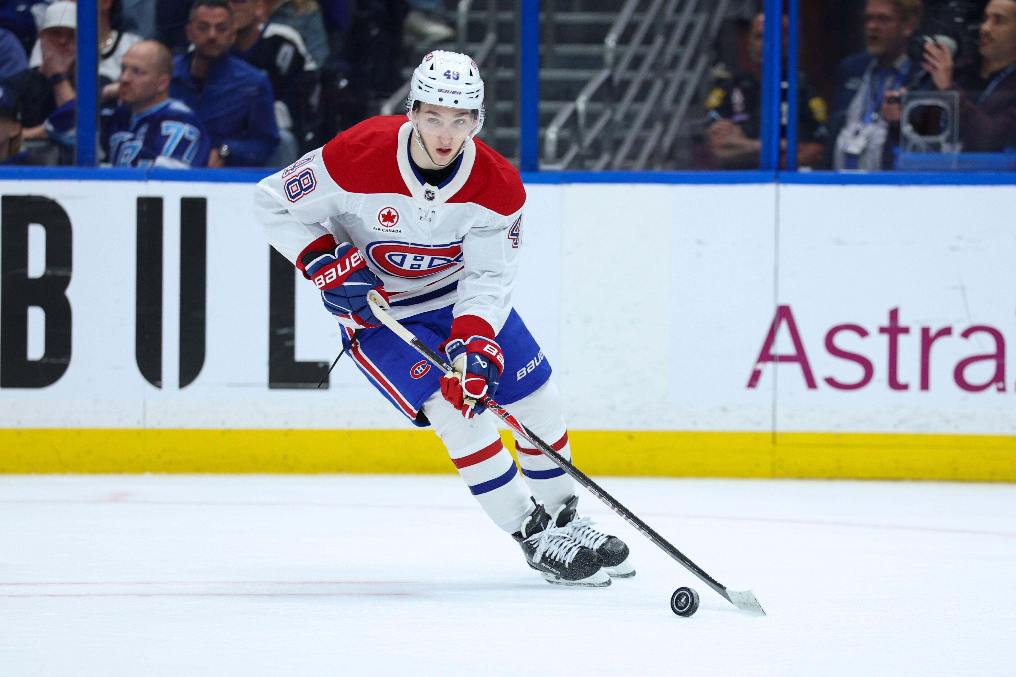 Canadiens Hero Lane Hutson Sends Montreal Fans 3-Word Message After ...