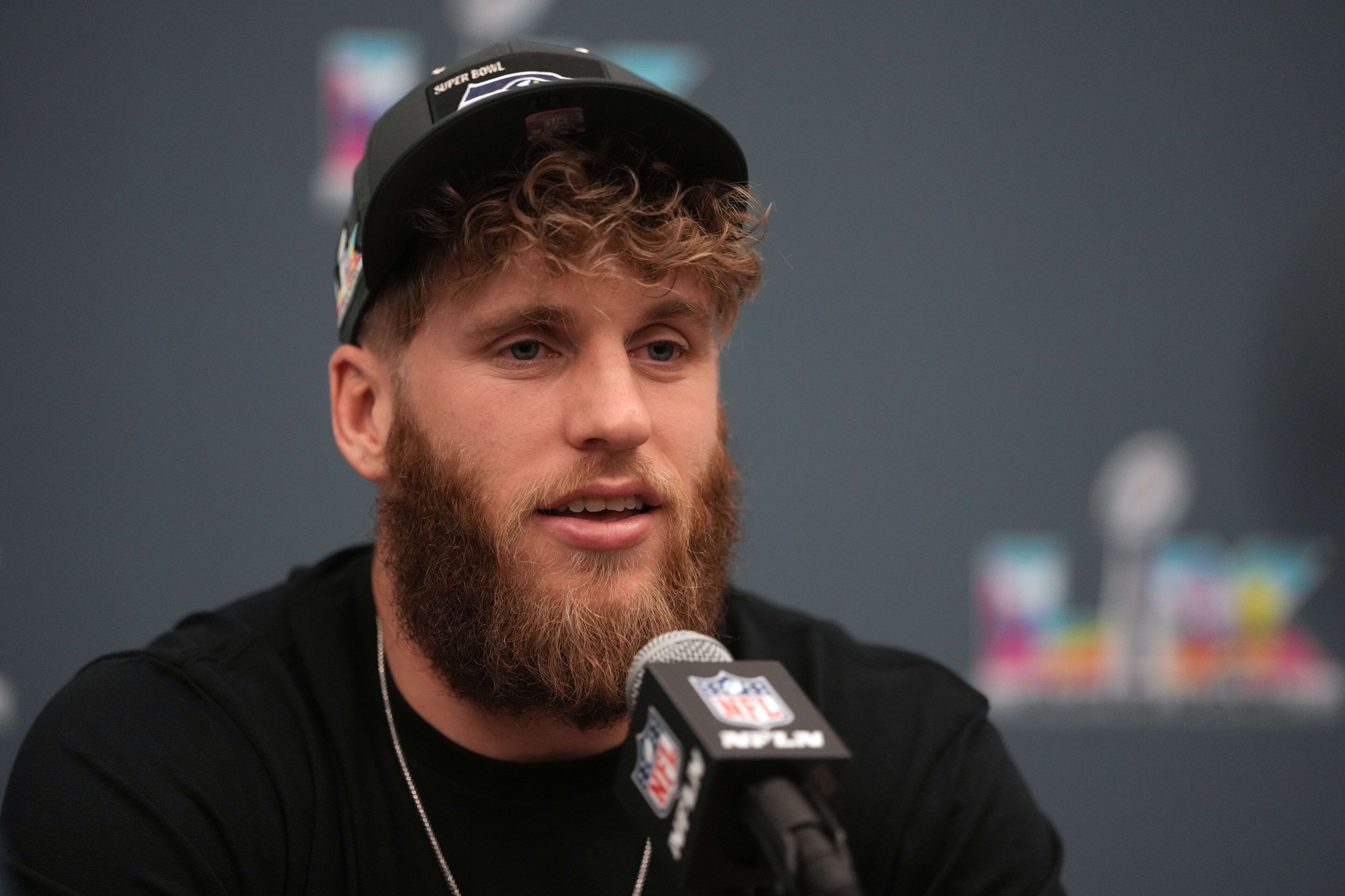 Seahawks WR Cooper Kupp Reveals 5-Word Text Message to Aaron Donald ...