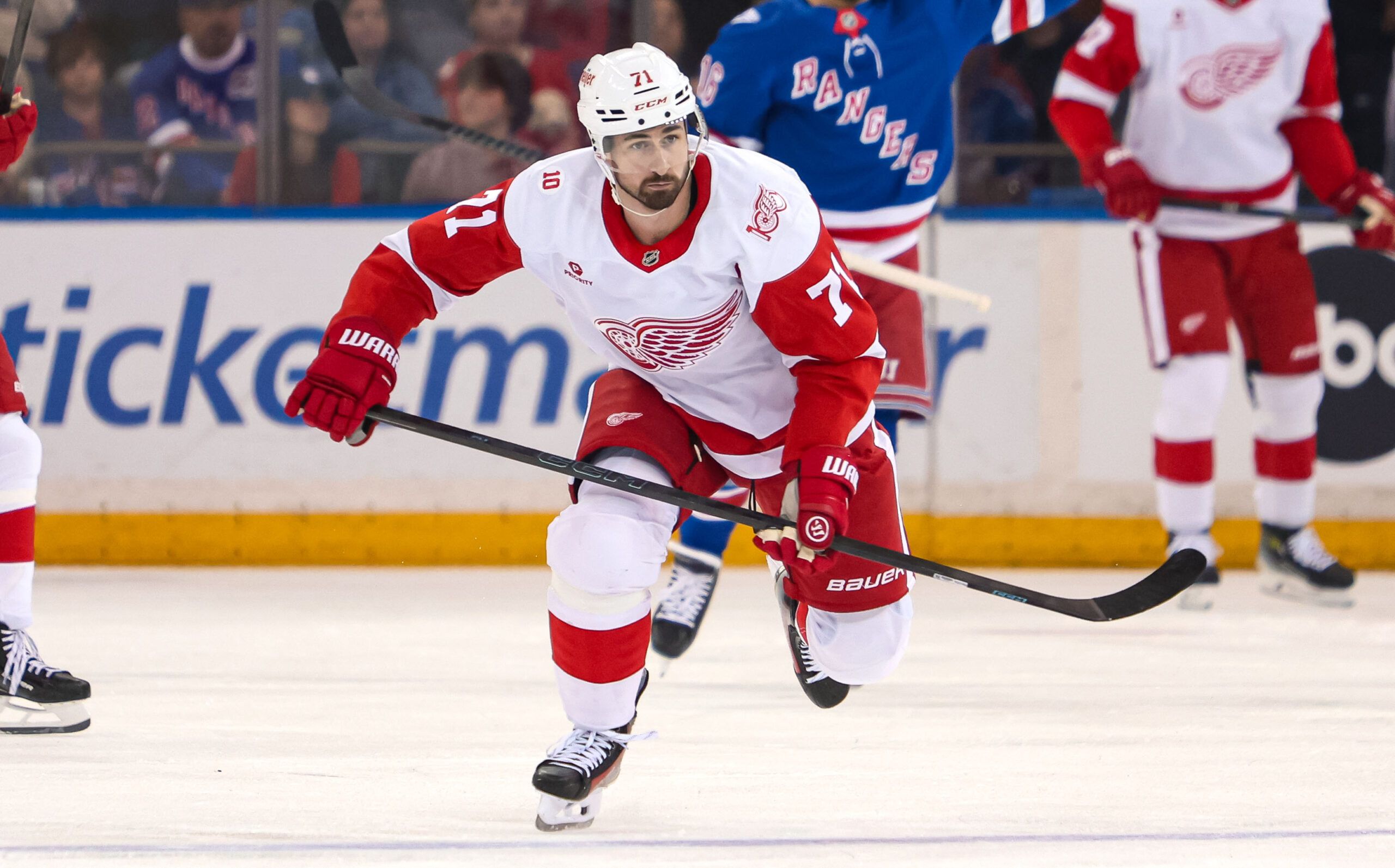 NHL Rumors: Maple Leafs Expected to Battle Montreal Canadiens in Dylan ...